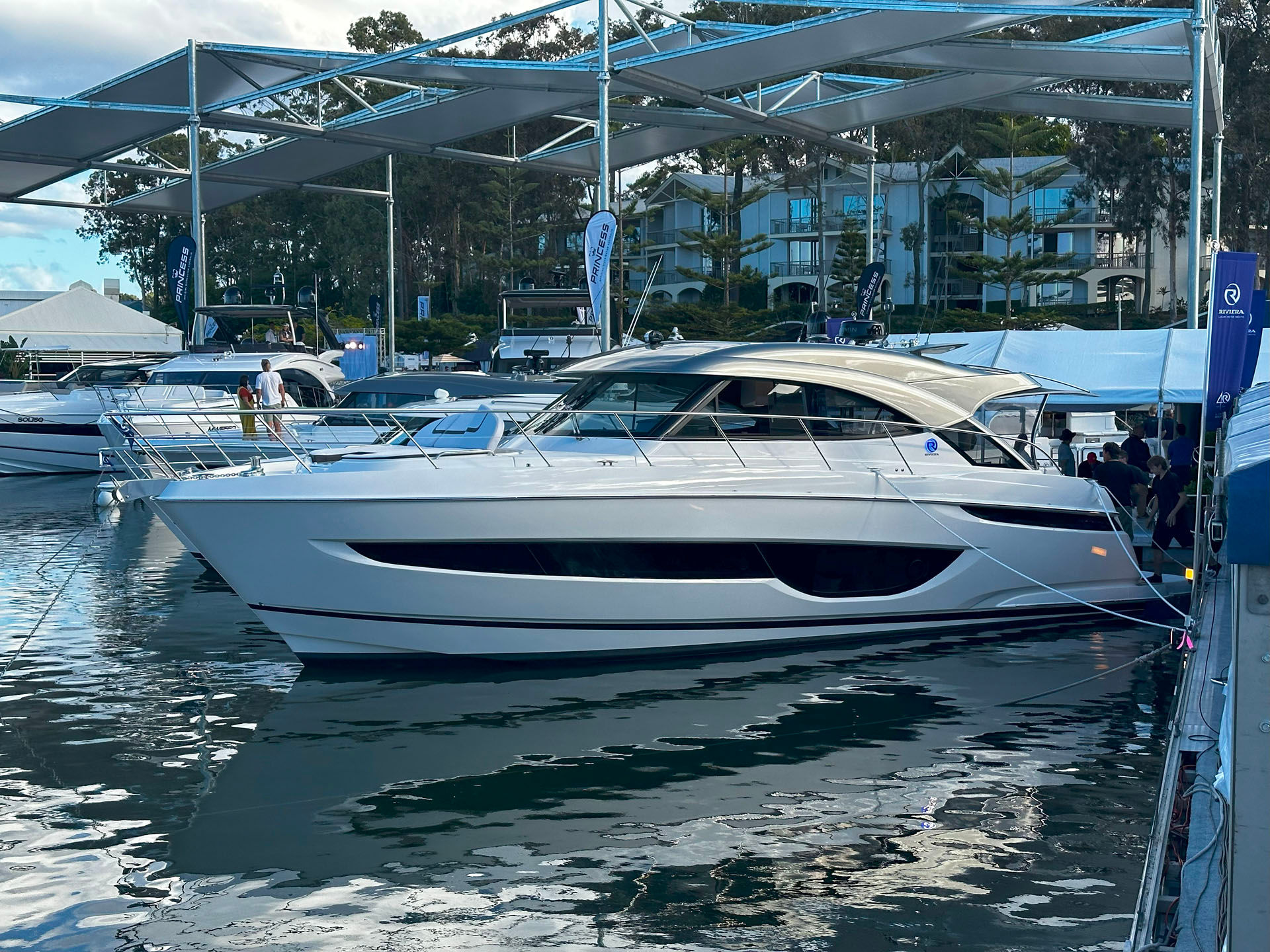 Riviera Australia Introduces the Exquisite Riviera 4600 Sport Yacht to ...