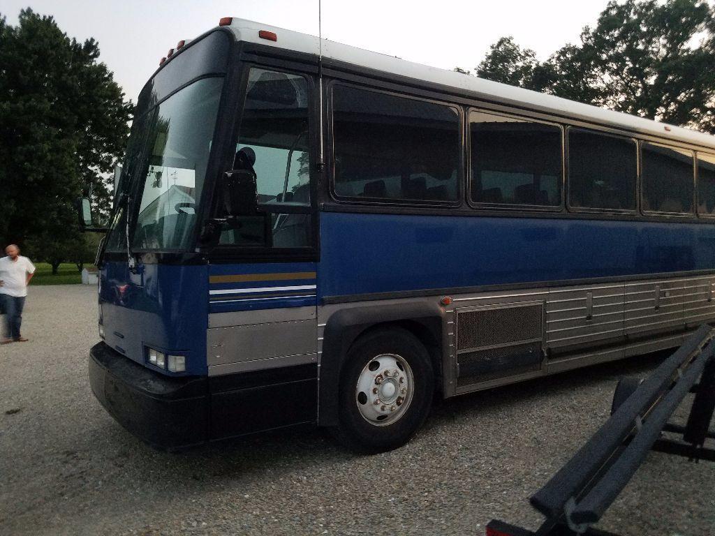 1990 MCI bus 47 Pass @ Buses for sale