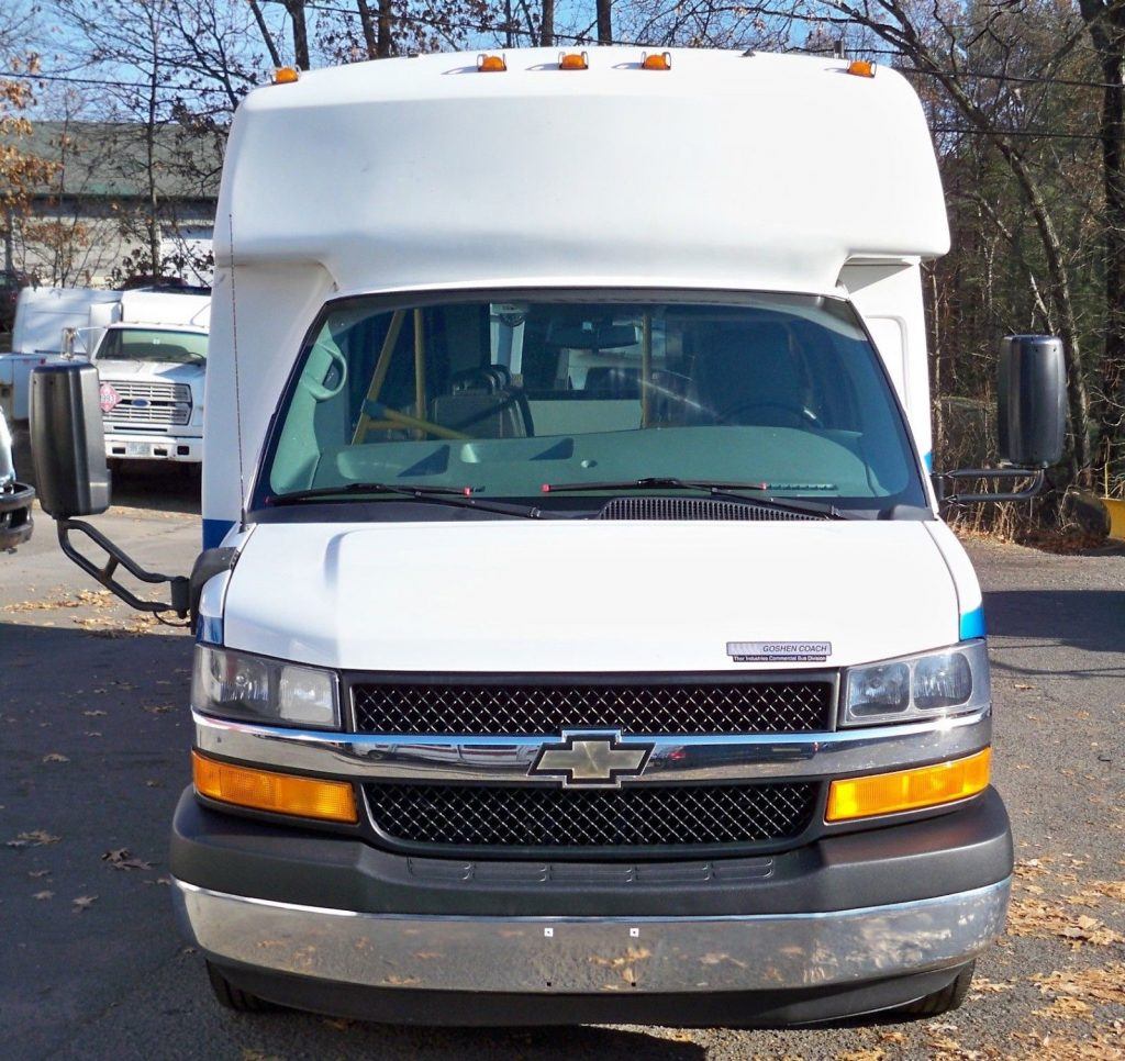 Chevrolet 4500 Duramax Diesel 12 Passenger Handicap Shuttle BUS Buses chevrolet-4500-duramax-diesel-12-passenger-handicap-shuttle-bus-buses