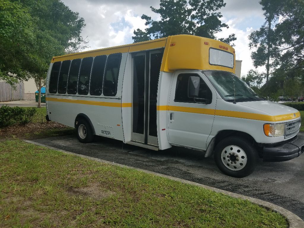 NICE Ford Mini Bus 2003 @ Buses for sale