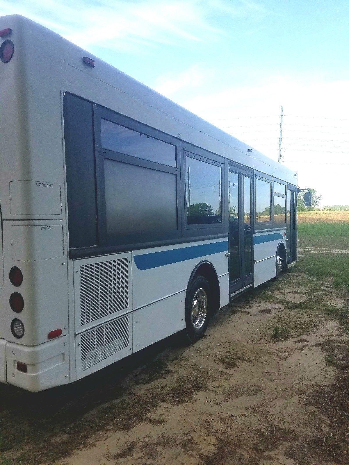 2001 Thomas Party Bus 24 Passenger @ Buses for sale