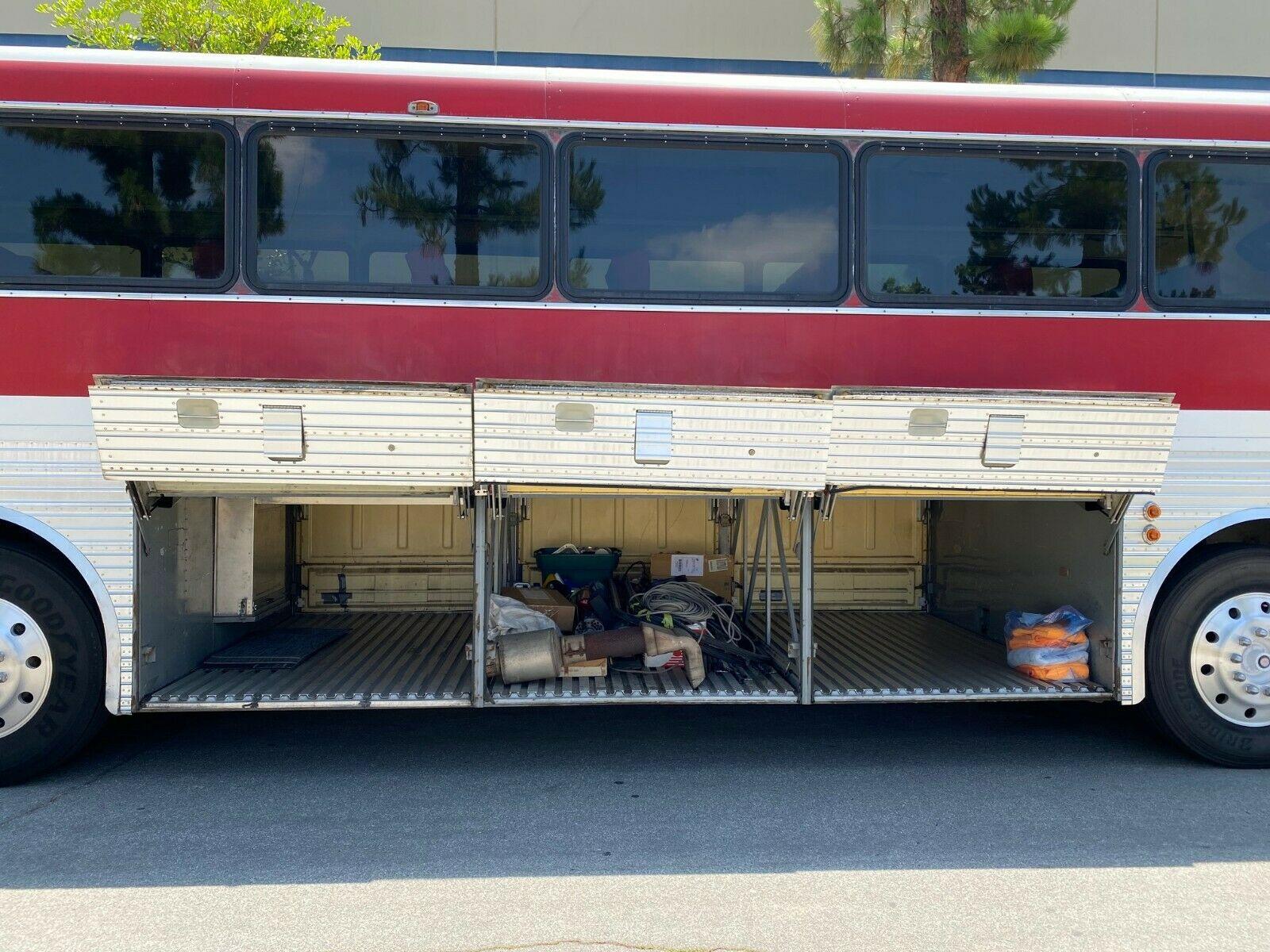 1982 Eagle Model 10 – 40 foot Passenger bus @ Buses for sale
