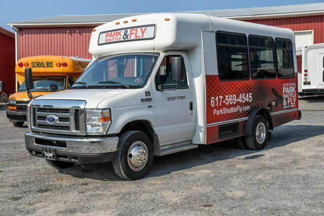 2017 Ford Champion Challenger @ Buses for sale