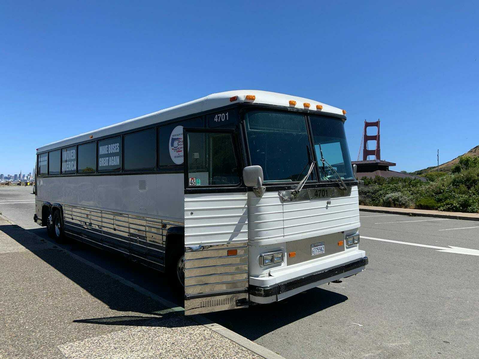 1998 MCI MC 12 @ Buses for sale