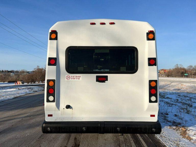 2010 Ford E-450 16 Passenger Shuttle Bus – Diesel! Liquidation Sale! @ Buses for sale