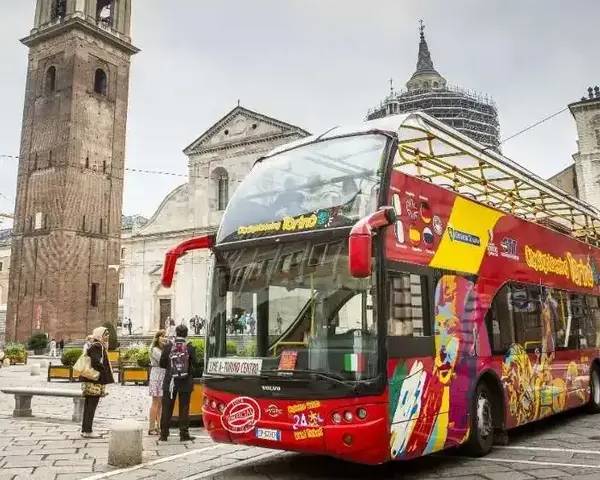 Turin Bus Combo Tour | Turin Hop-On, Hop-Off & La Venaria Reale