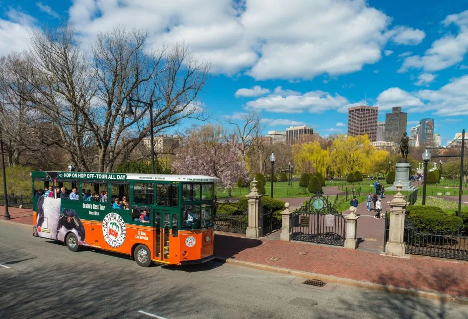 Boston Sightseeing: Hop-On, Hop-Off Bus Tour