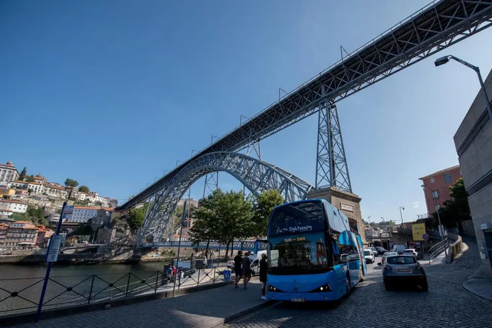 Gray Line: Porto Hop On Hop Off & River Cruise | 48 Hrs