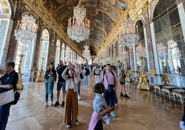 Paris Hop On Hop Off with Visit the Versailles Palace