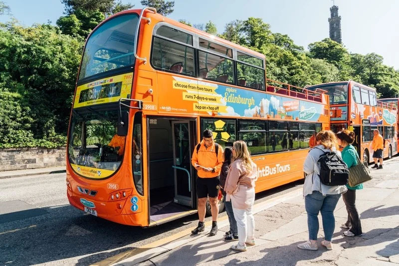 Big Bus: Edinburgh & Britannia Hop-On, Hop-Off Bus Tour