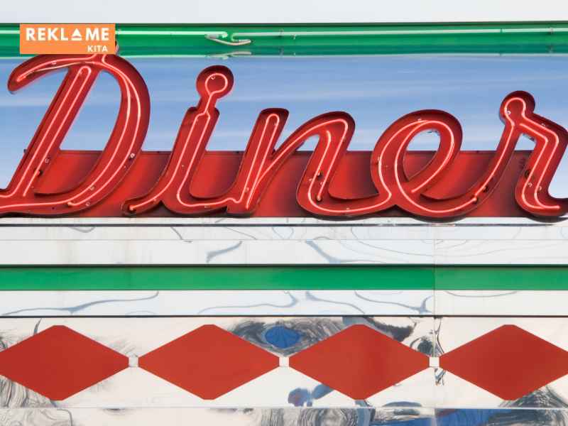 5 Alasan Mengapa Neon Box Menu Membuat Restoran Anda Lebih Menarik ...