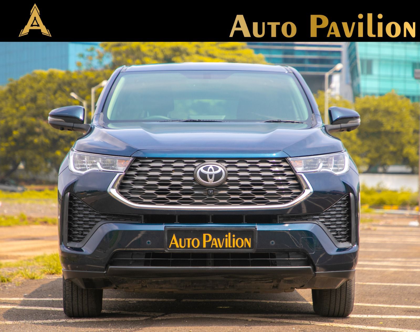 Toyota Innova Hycross VX Hybrid 8 STR Blackish Ageha GF – Auto Pavilion