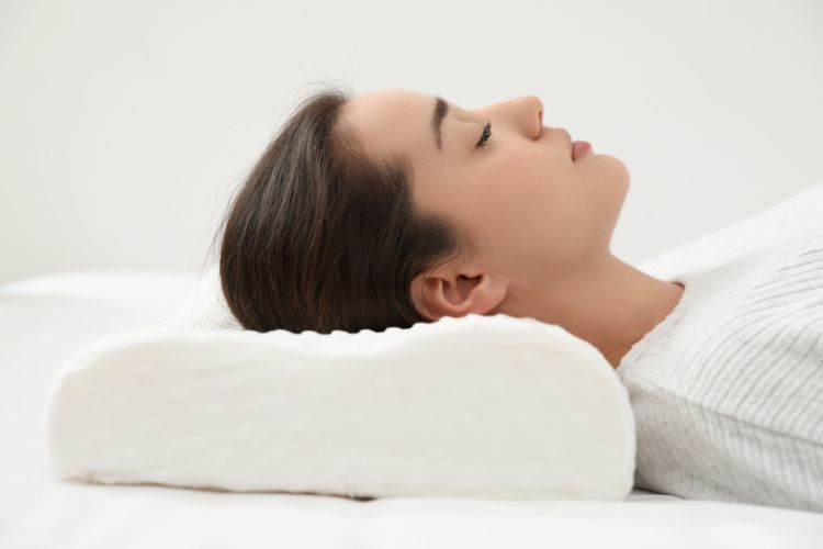 The Connection Between Neck Adjustments and Improved Sleep Patterns