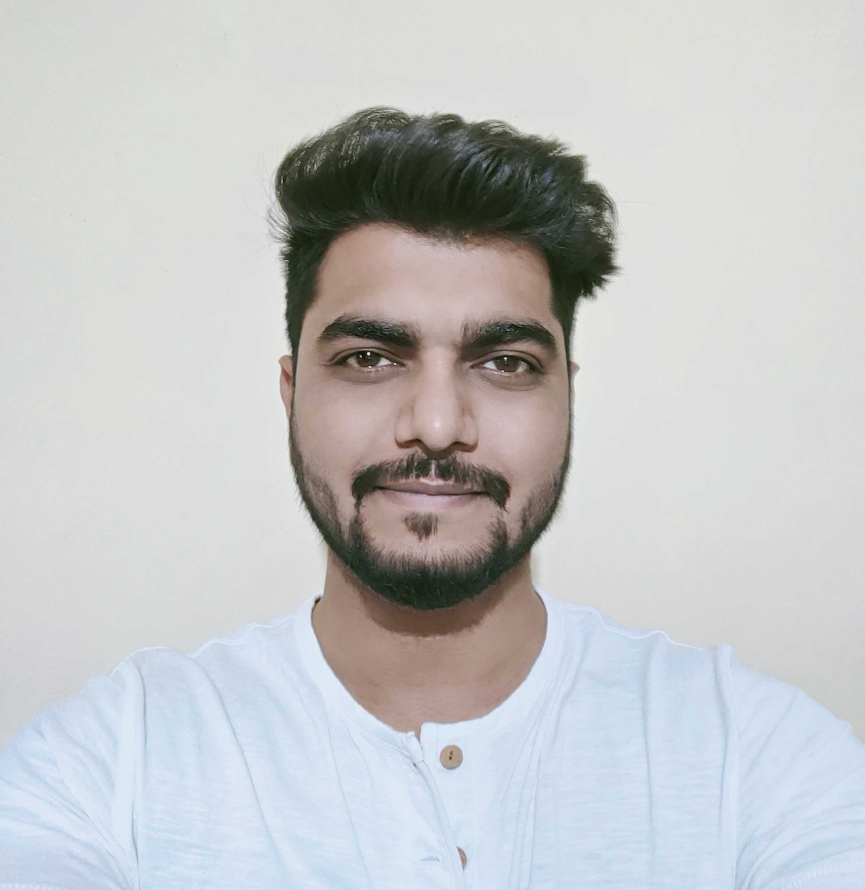 No. 1 Driver Service: Hire Professional Drivers Online