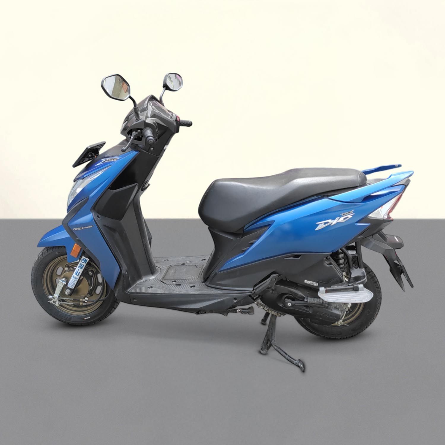 Honda DIO 110 DLX BS6, 17,000 Kms - Pre-Owned Two Wheeler at DriveX