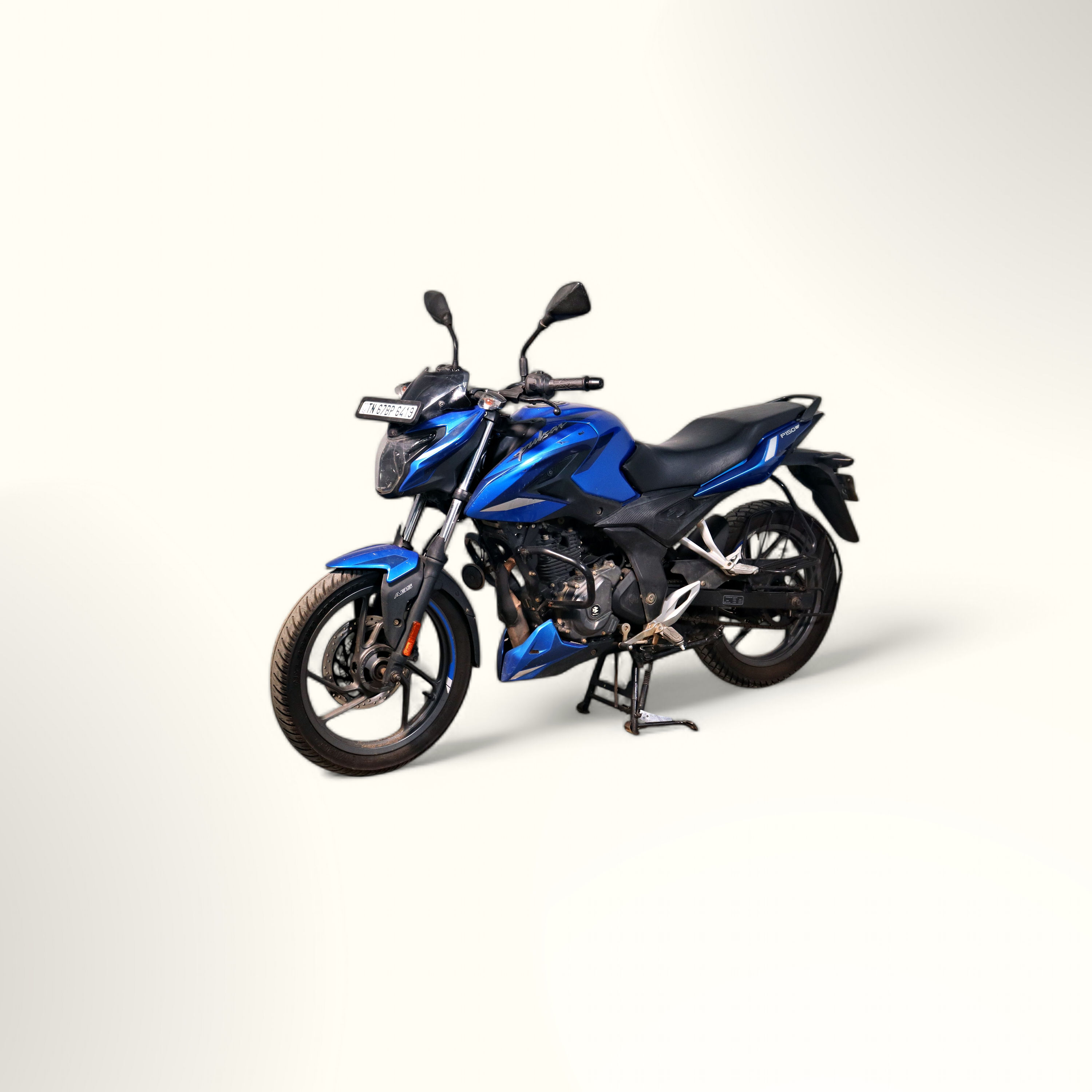 Bajaj Pulsar P150 Single Disc, 14,500 Kms - Pre-Owned Two Wheeler at DriveX