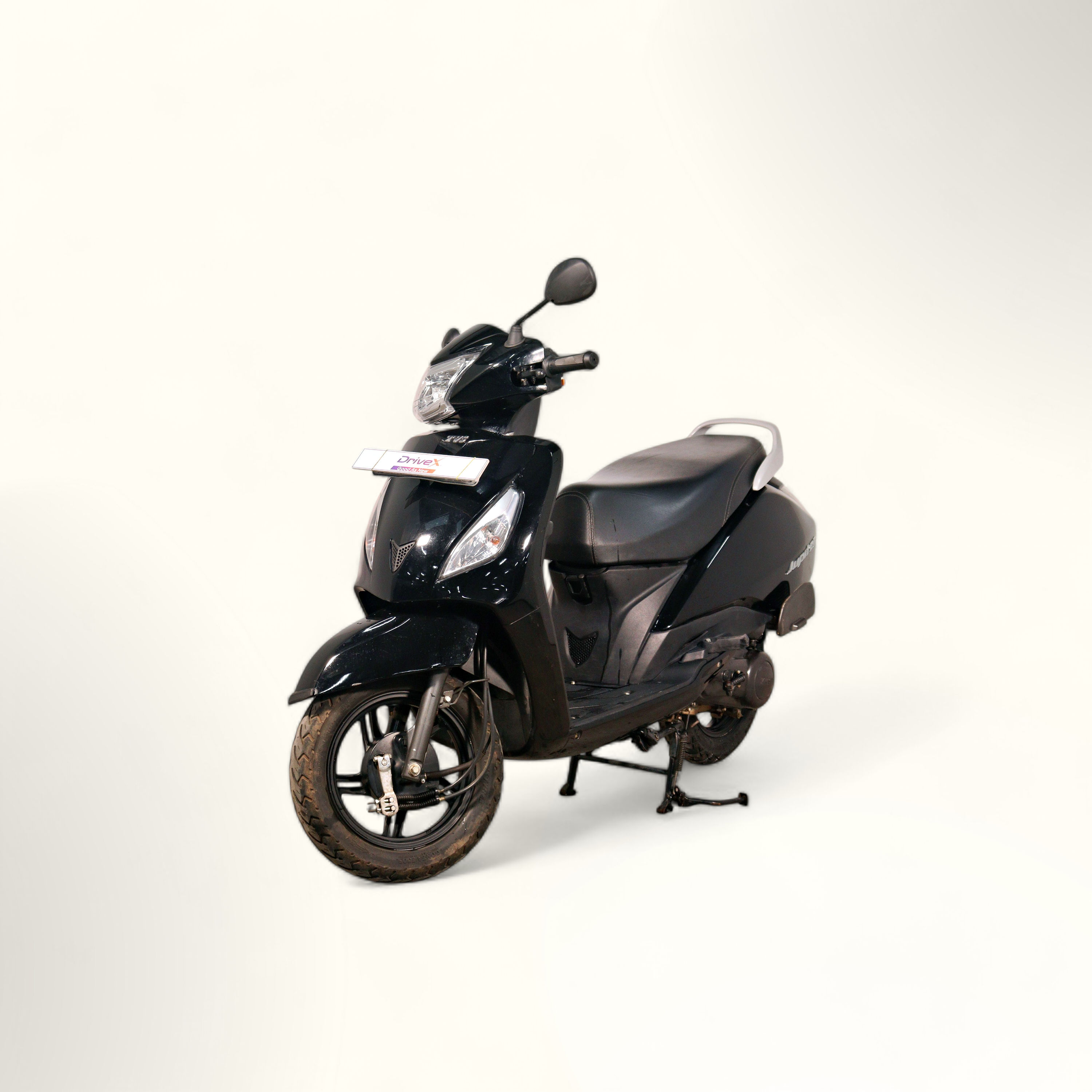 TVS Jupiter 110, 16,744 Kms - Pre-Owned Two Wheeler at DriveX