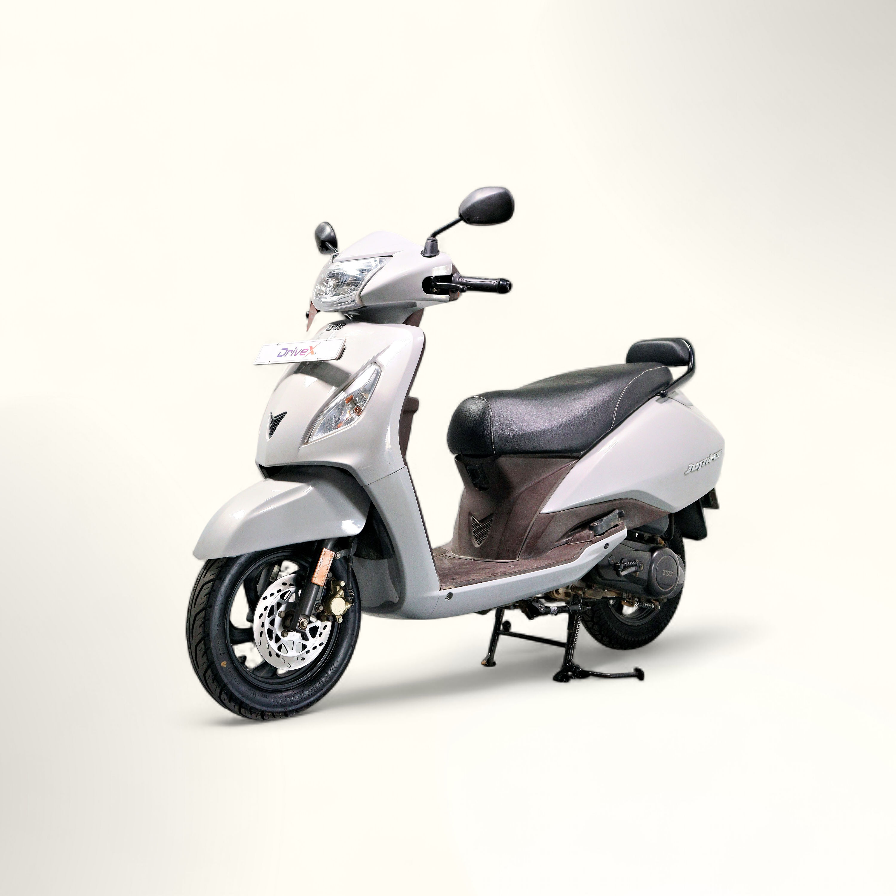 TVS Jupiter 110 Classic, 31,978 Kms - Pre-Owned Two Wheeler at DriveX