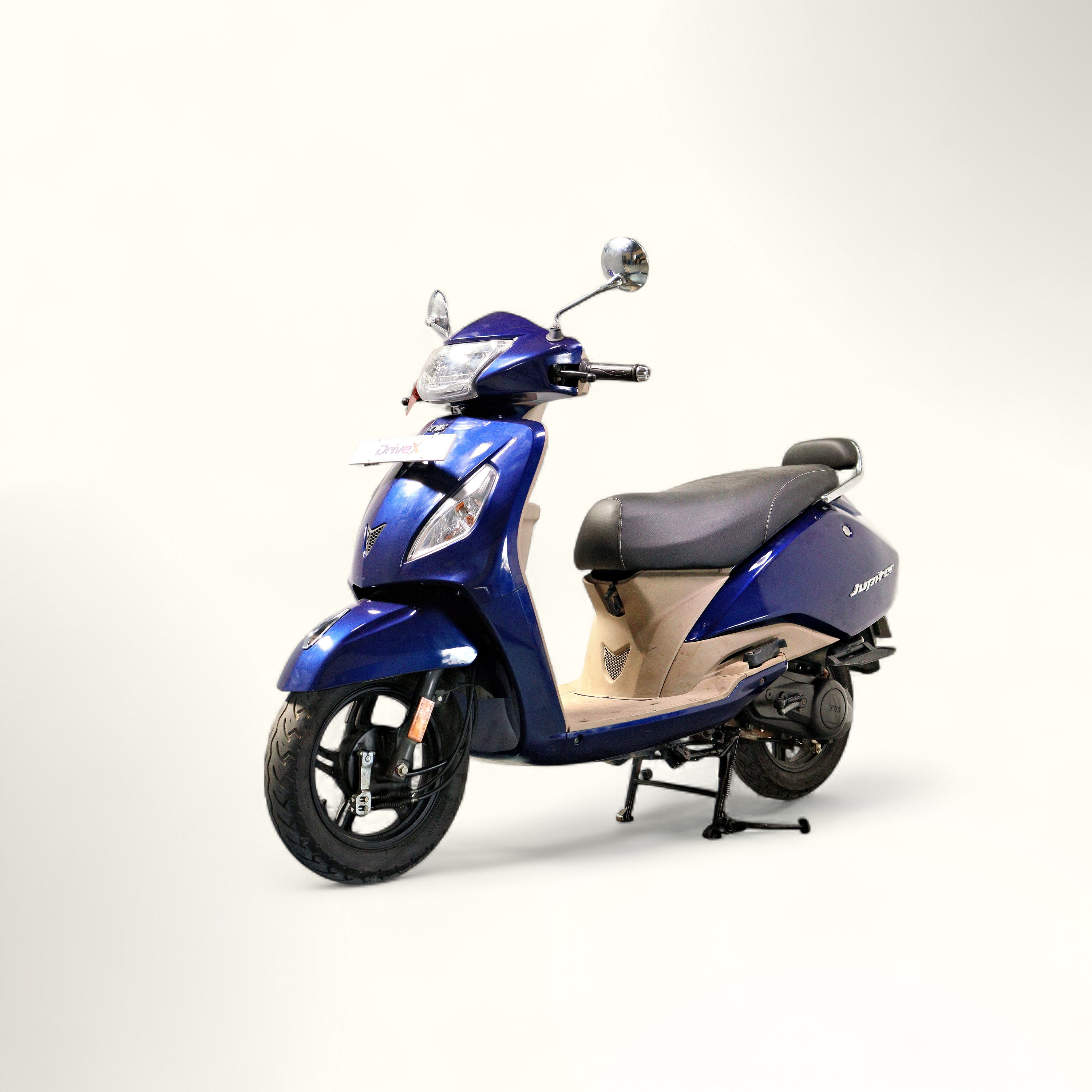 TVS Jupiter 110 Classic, 13,861 Kms - Pre-Owned Two Wheeler at DriveX