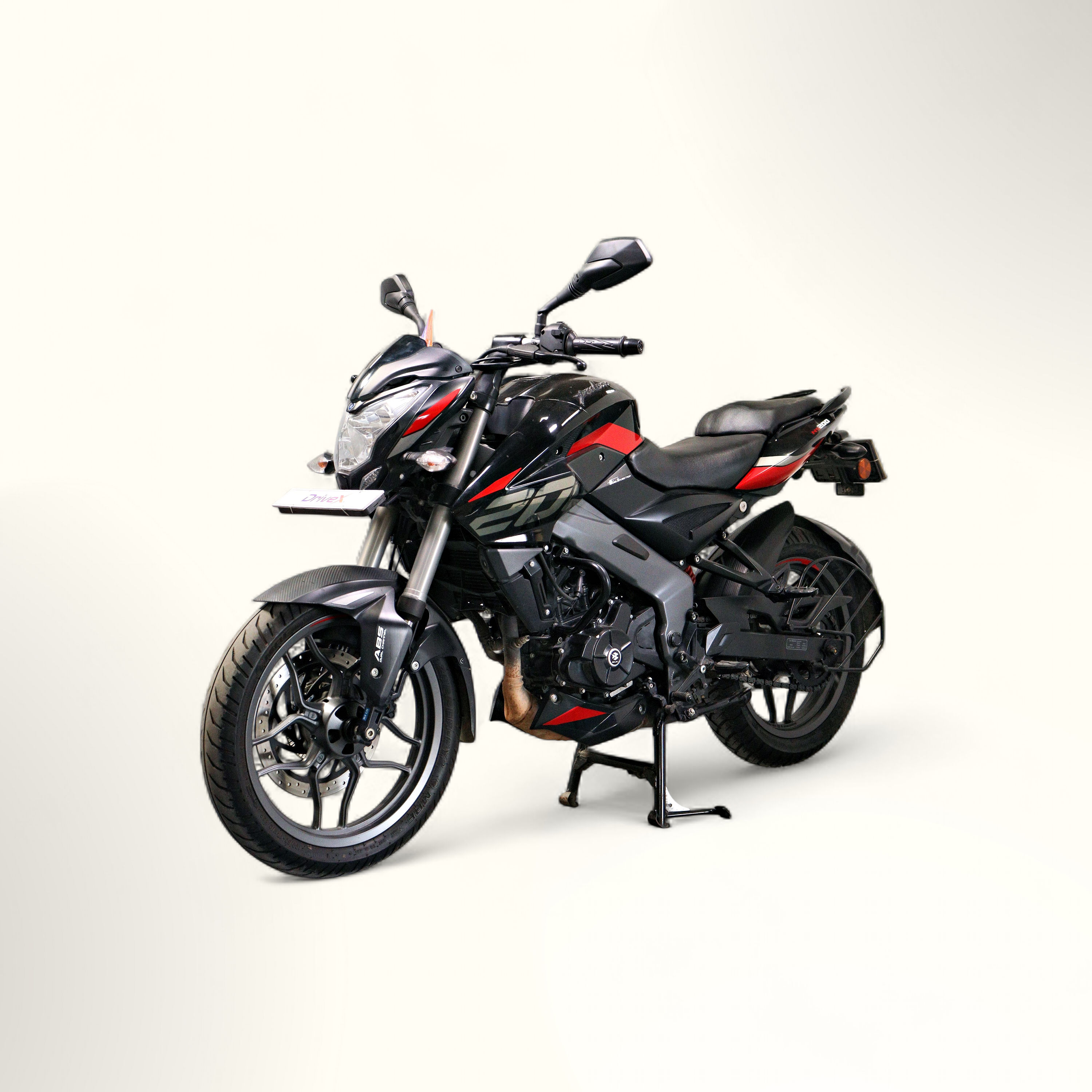 Bajaj Pulsar NS 200, 10,582 Kms - Pre-Owned Two Wheeler at DriveX