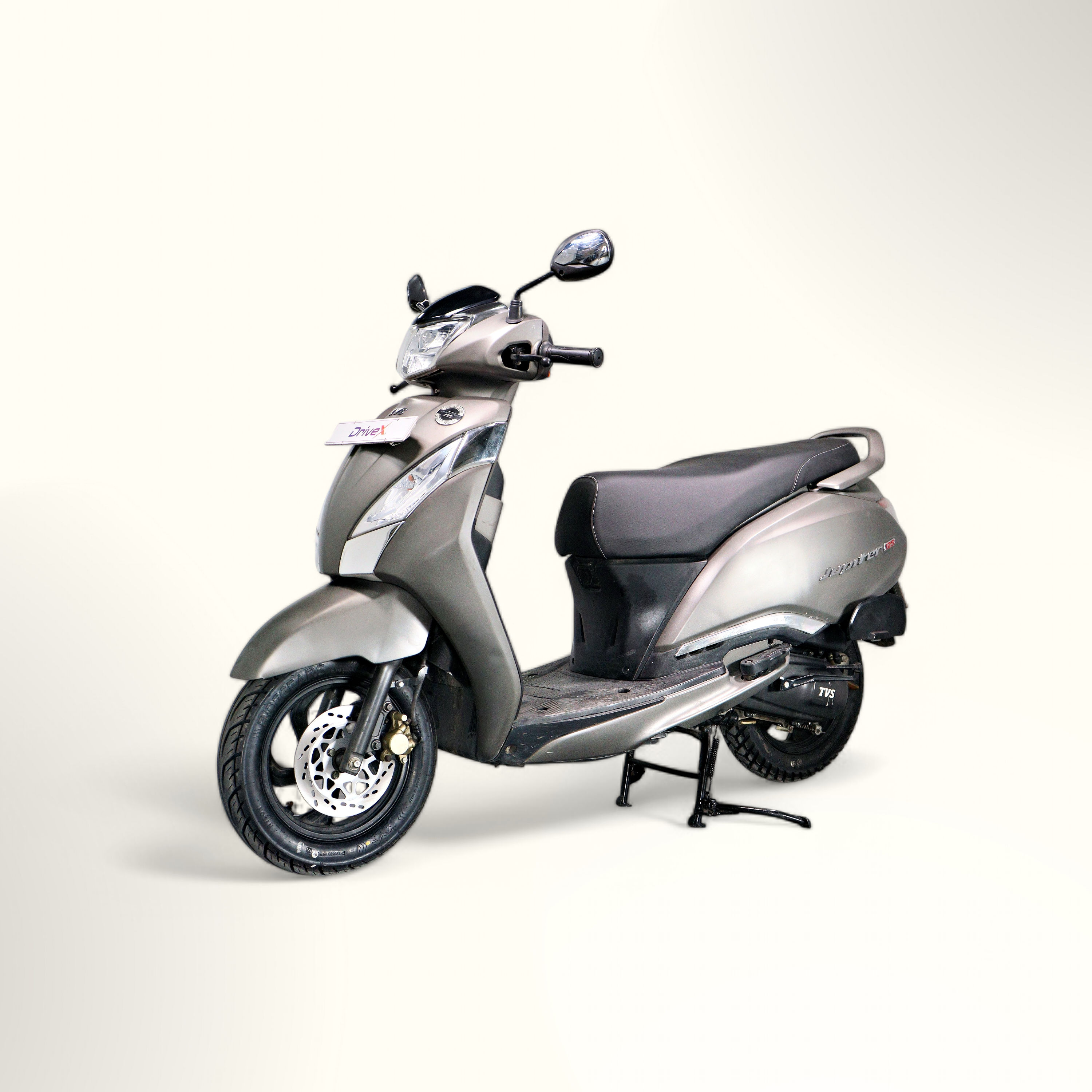 TVS Jupiter 125 Disc, 38,127 Kms - Pre-Owned Two Wheeler at DriveX