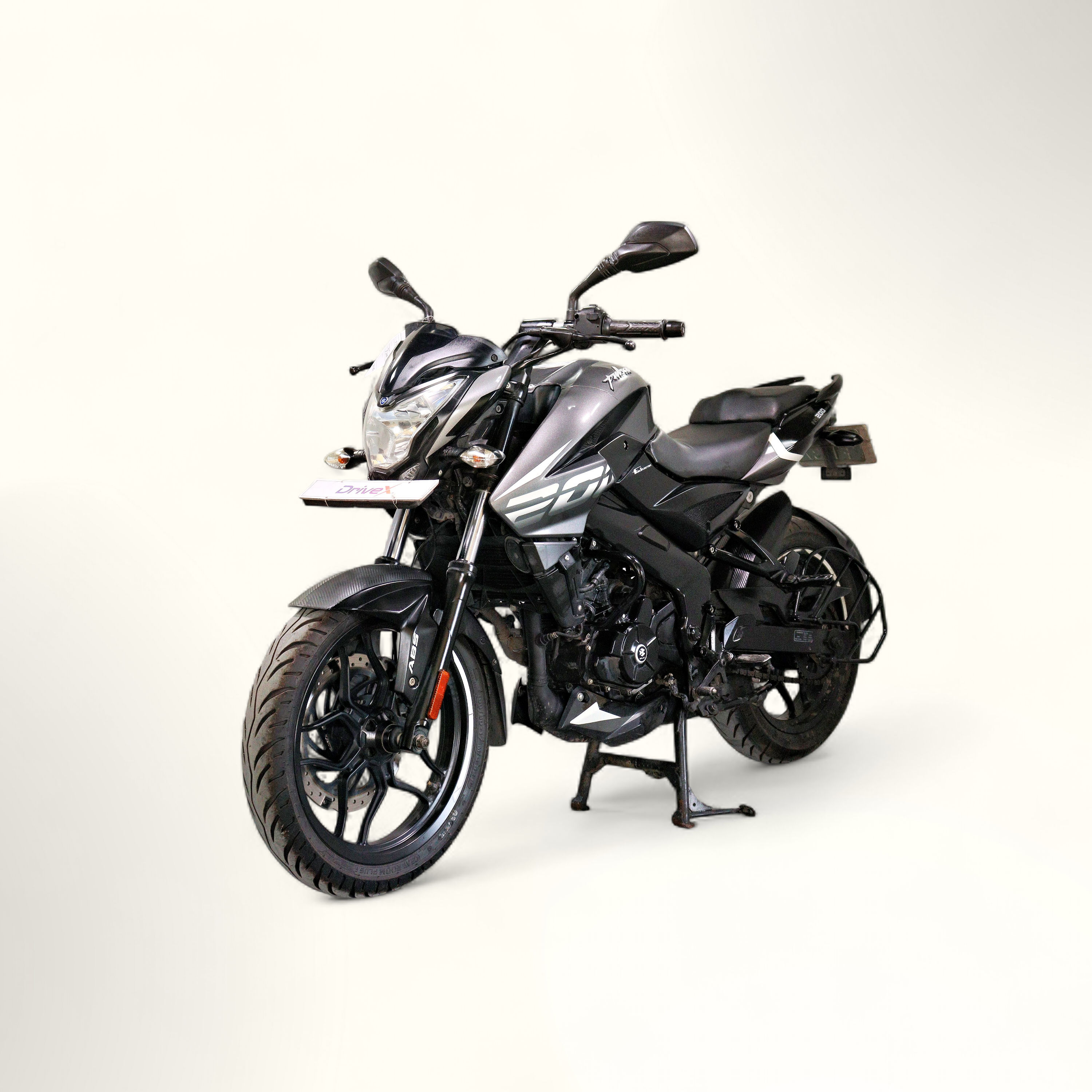 Bajaj Pulsar NS 200, 24,211 Kms - Pre-Owned Two Wheeler at DriveX