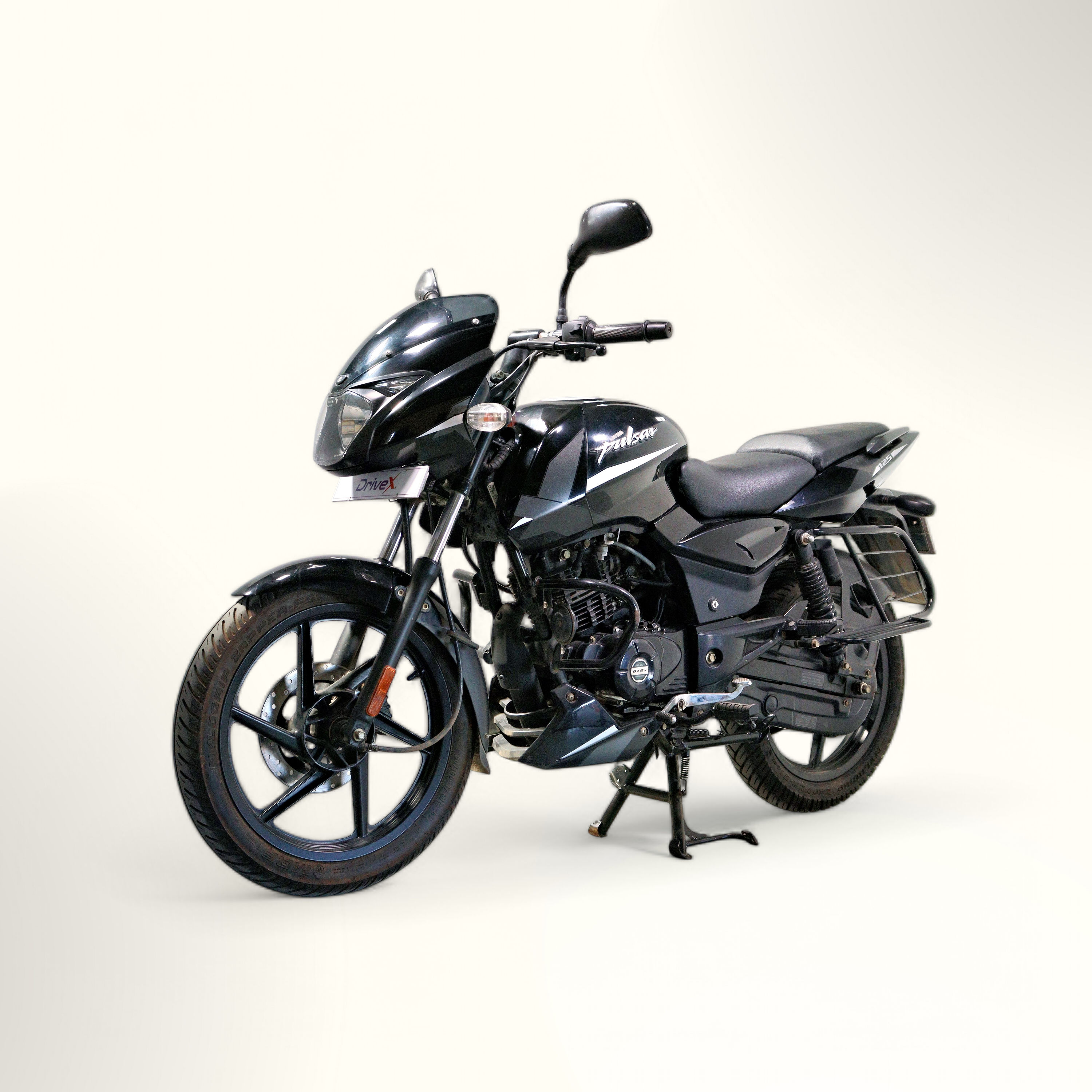 Bajaj Pulsar NS 125, 16,396 Kms - Pre-Owned Two Wheeler at DriveX