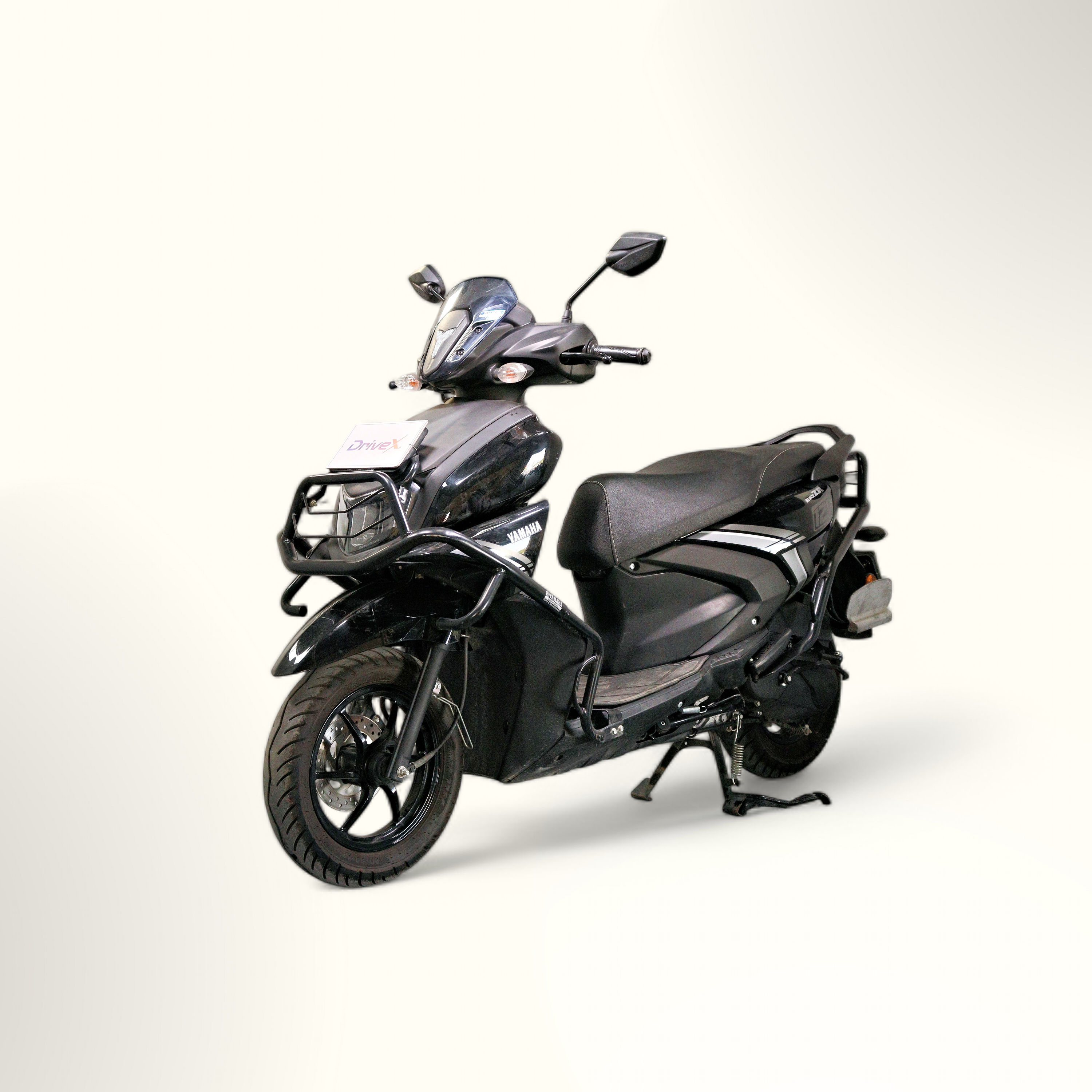 Yamaha Cygnus Ray ZR 125, 1,896 Kms - Pre-Owned Two Wheeler at DriveX