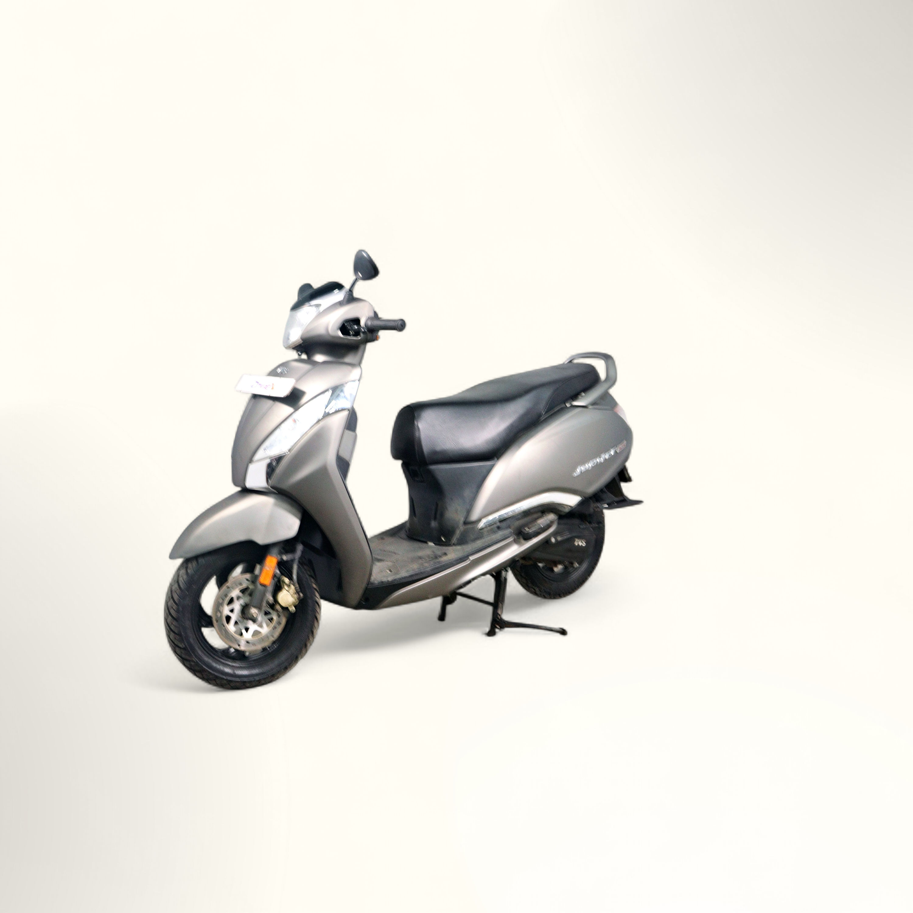 TVS Jupiter 125 Disc, 30,648 Kms - Pre-Owned Two Wheeler at DriveX