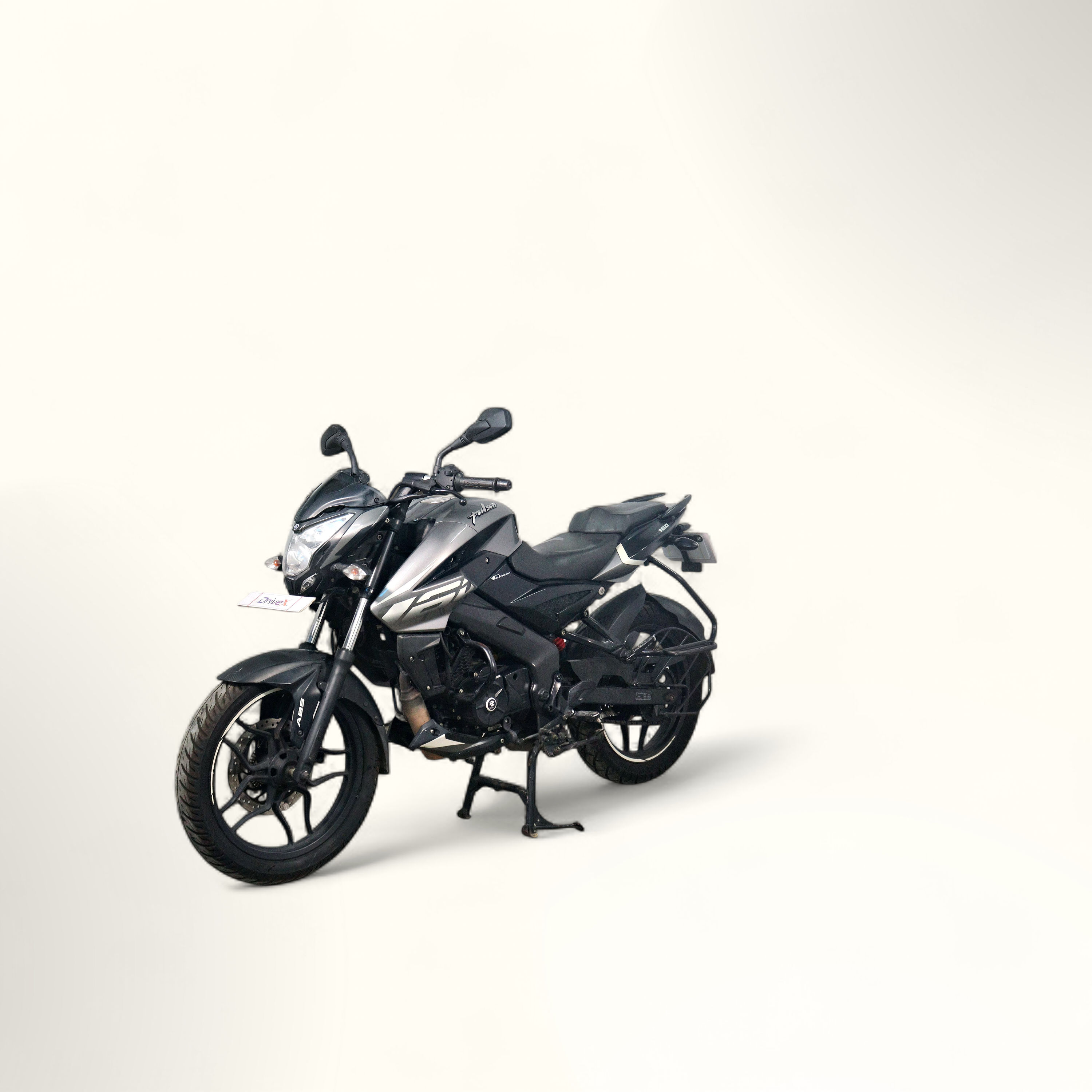 Bajaj Pulsar NS 160, 35,993 Kms - Pre-Owned Two Wheeler at DriveX