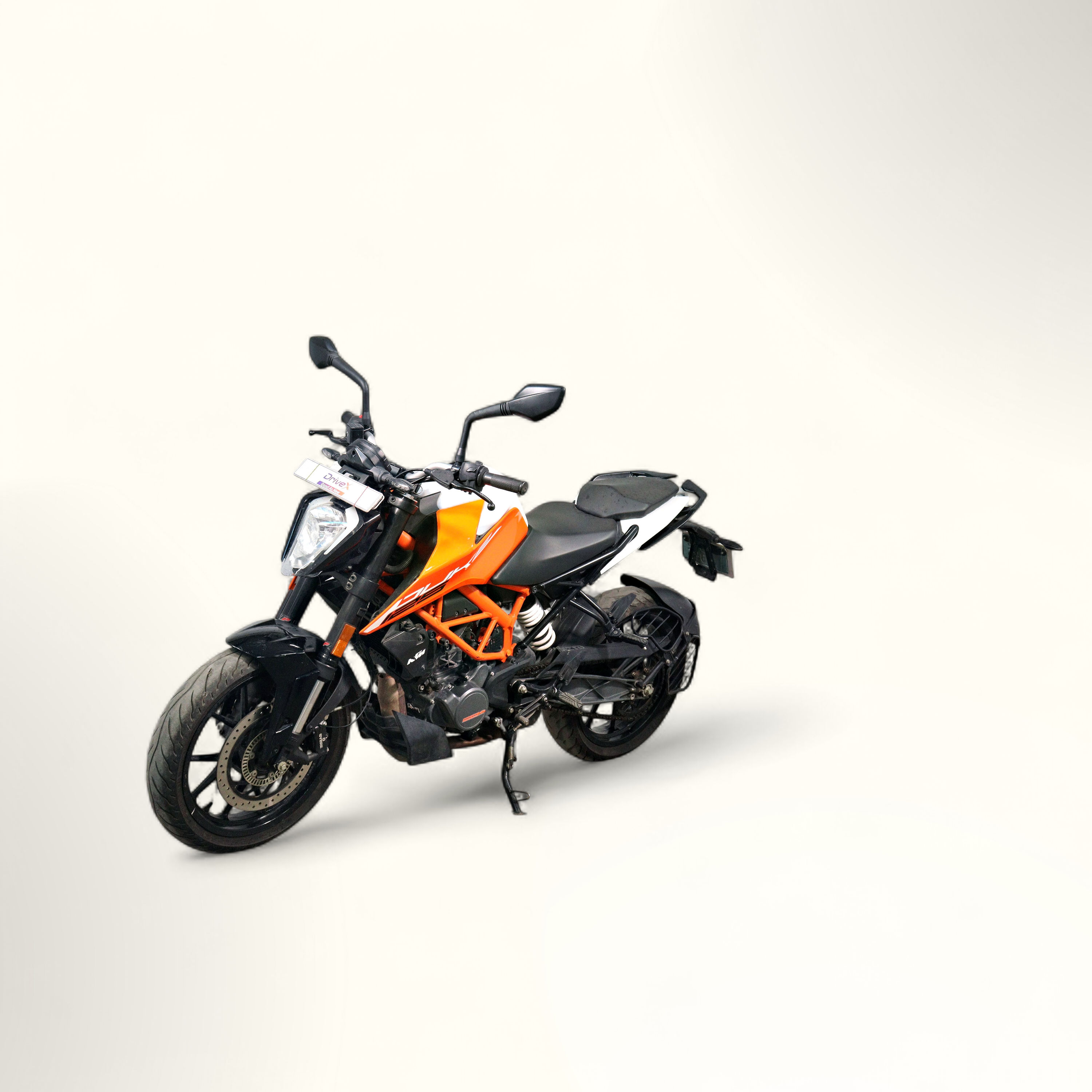 KTM Duke 125, 10,553 Kms - Pre-Owned Two Wheeler at DriveX