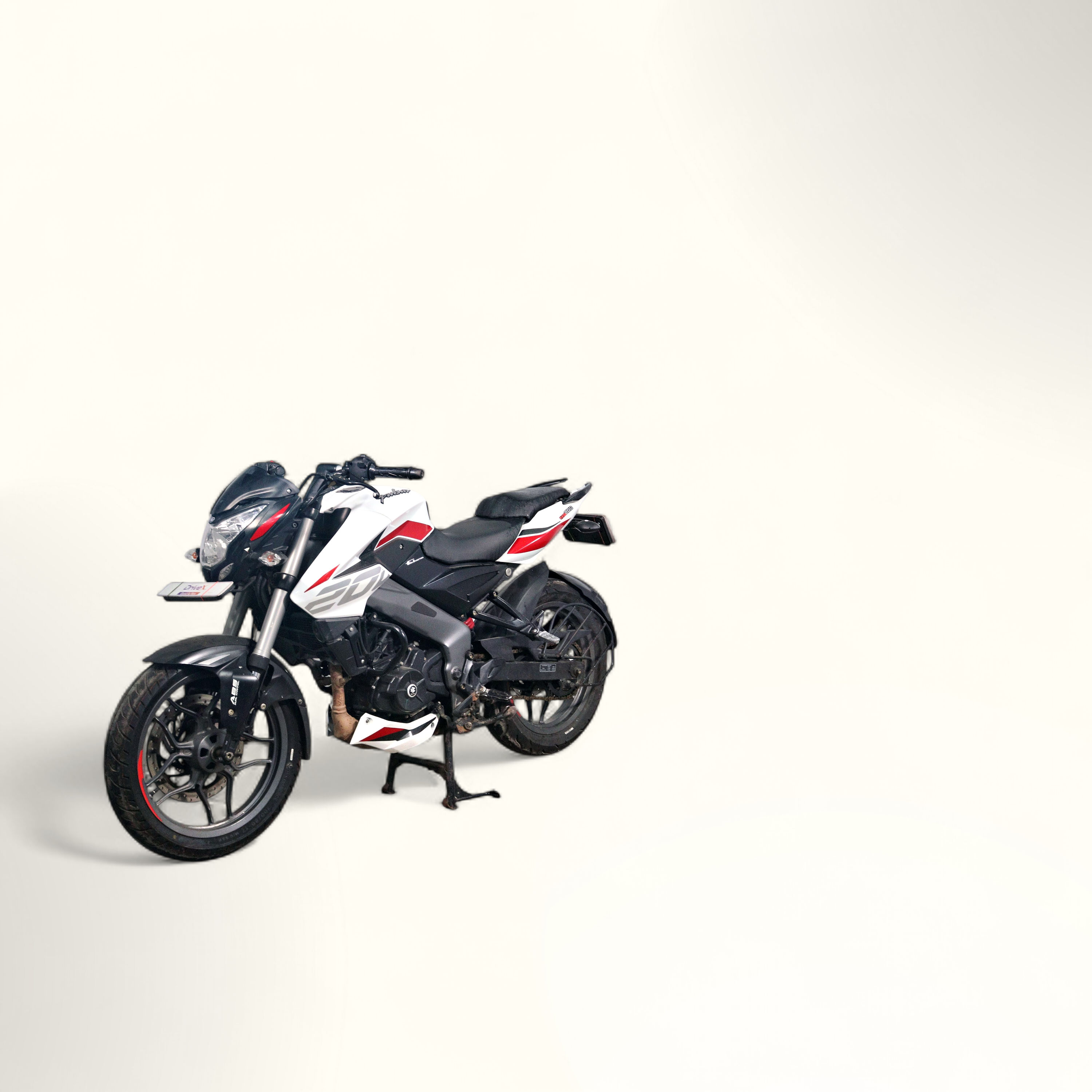 Bajaj Pulsar NS 200, 22,371 Kms - Pre-Owned Two Wheeler at DriveX