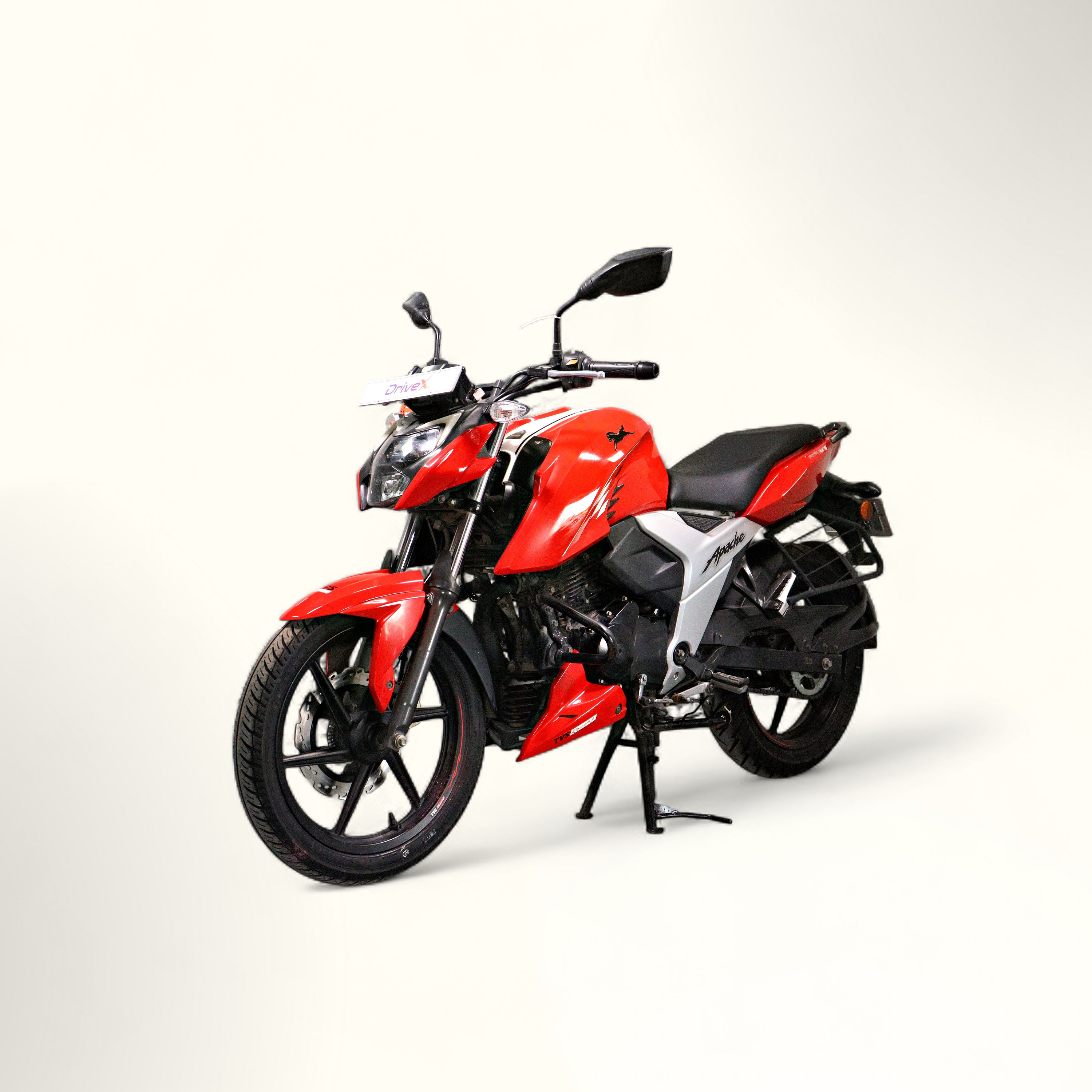 TVS Apache RTR 160 4V FI, 33,456 Kms - Pre-Owned Two Wheeler at DriveX