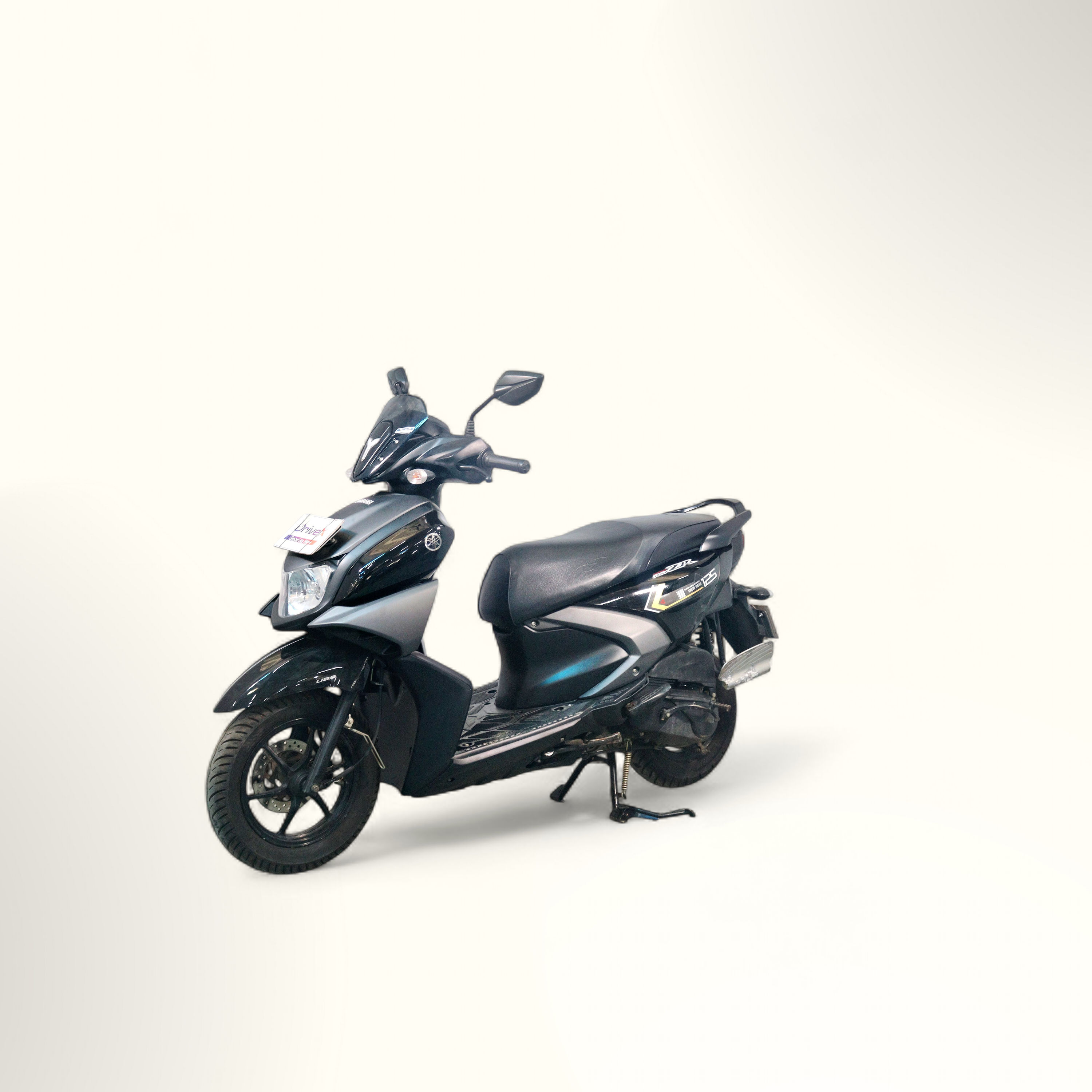 Yamaha Cygnus Ray ZR 125, 13,300 Kms - Pre-Owned Two Wheeler at DriveX