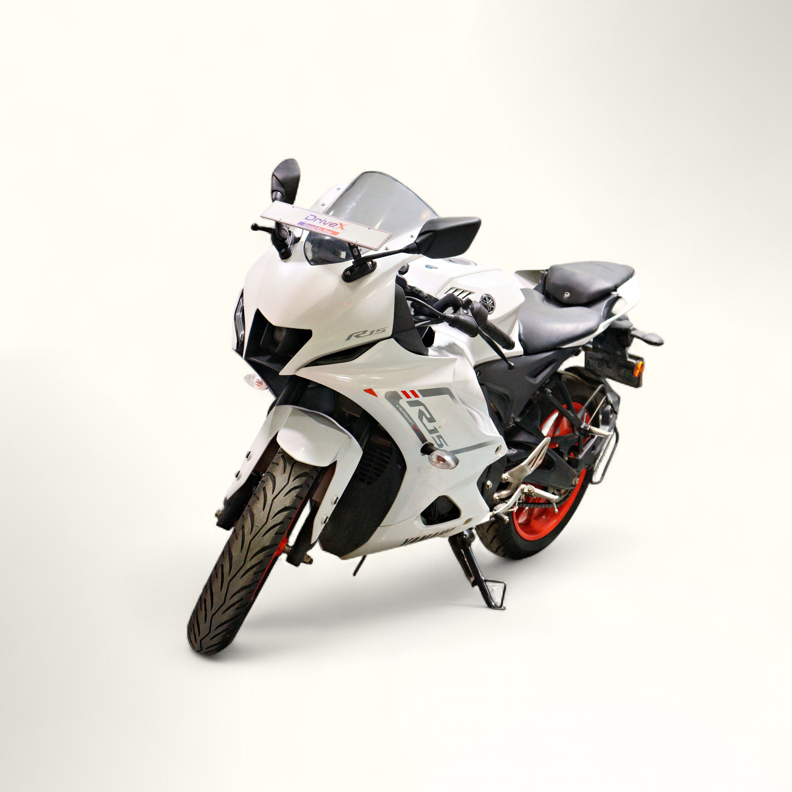 Yamaha YZF R15, 18,637 Kms - Pre-Owned Two Wheeler at DriveX