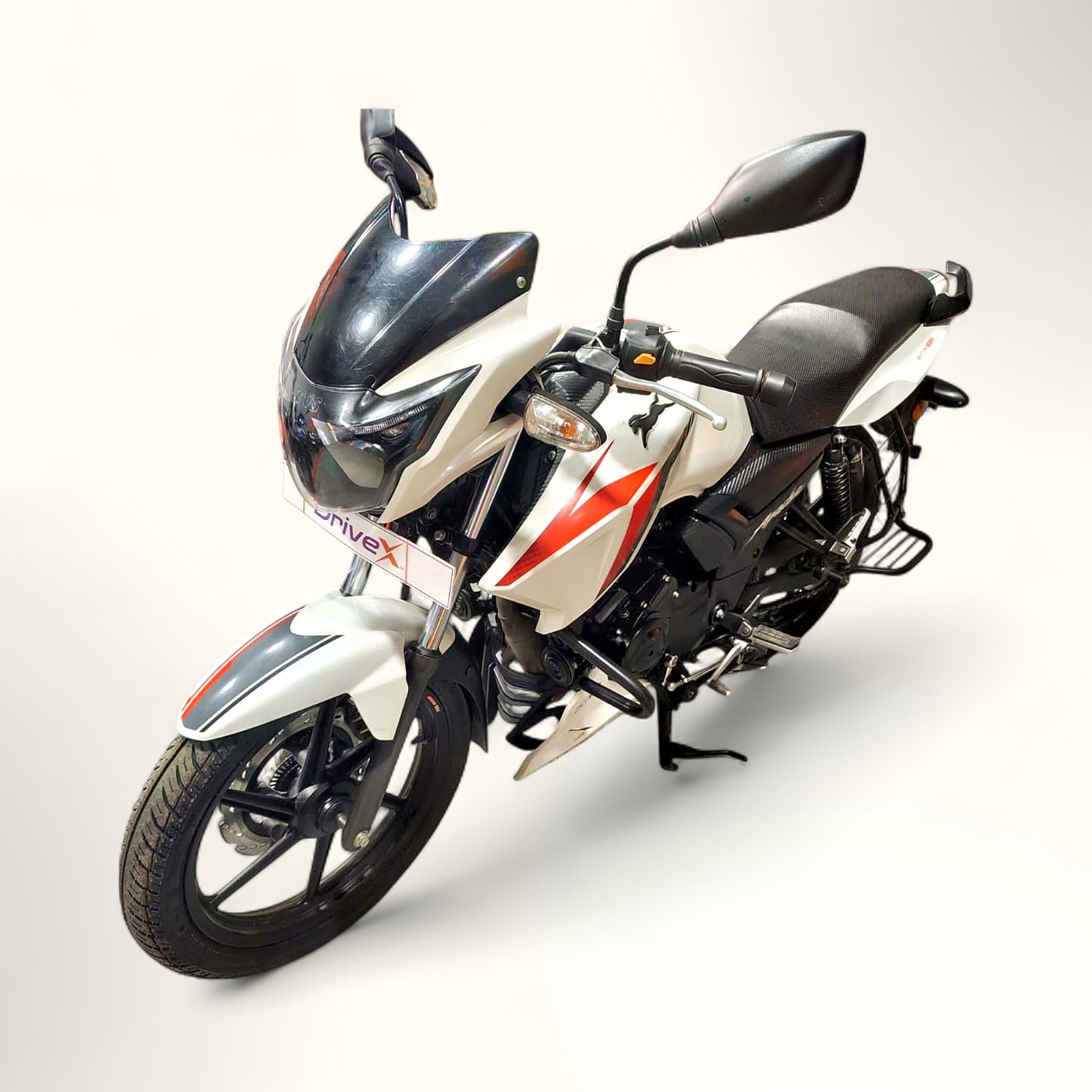 TVS Apache RTR 160, 17,569 Kms - Pre-Owned Two Wheeler at DriveX