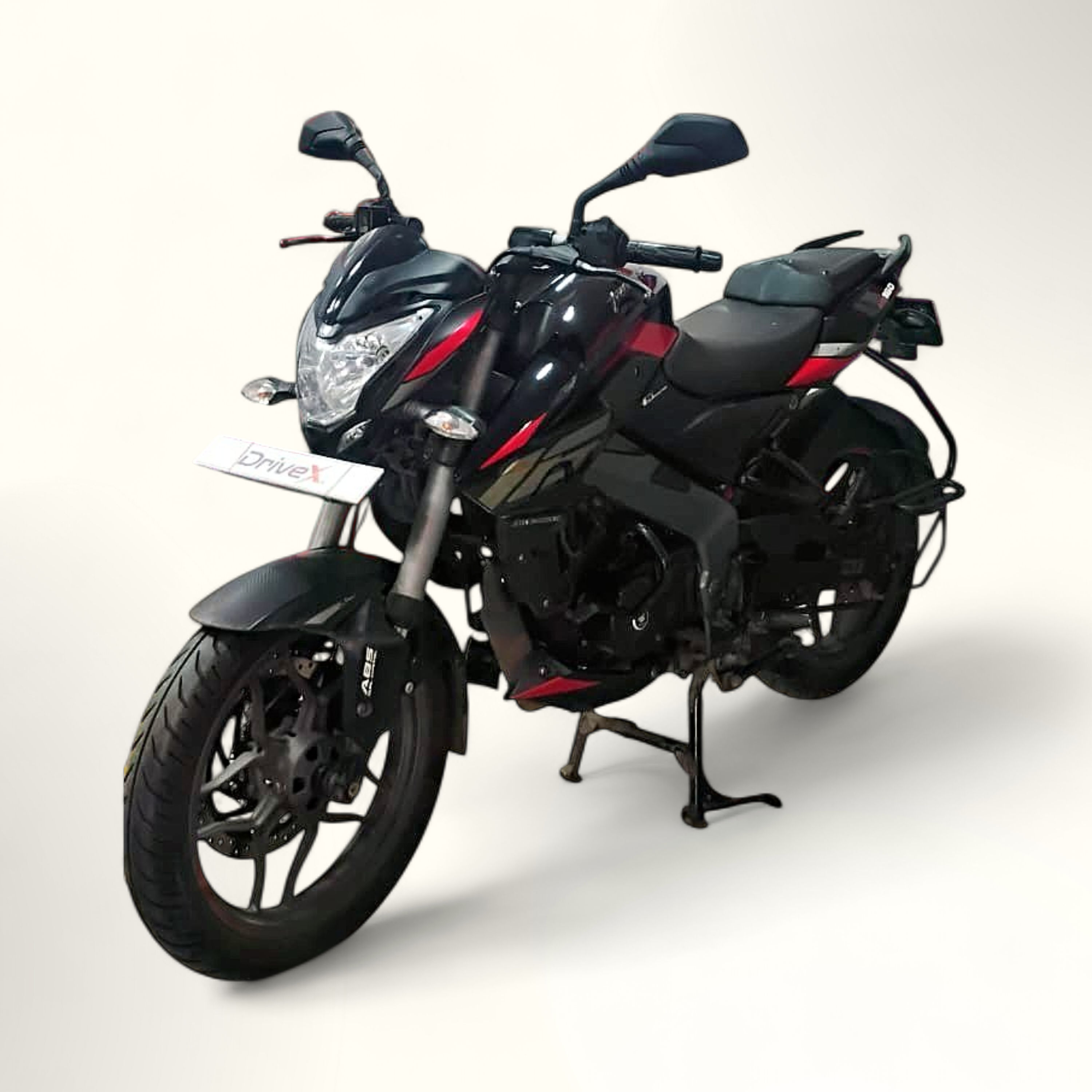 Bajaj Pulsar NS 160, 11,241 Kms - Pre-Owned Two Wheeler at DriveX