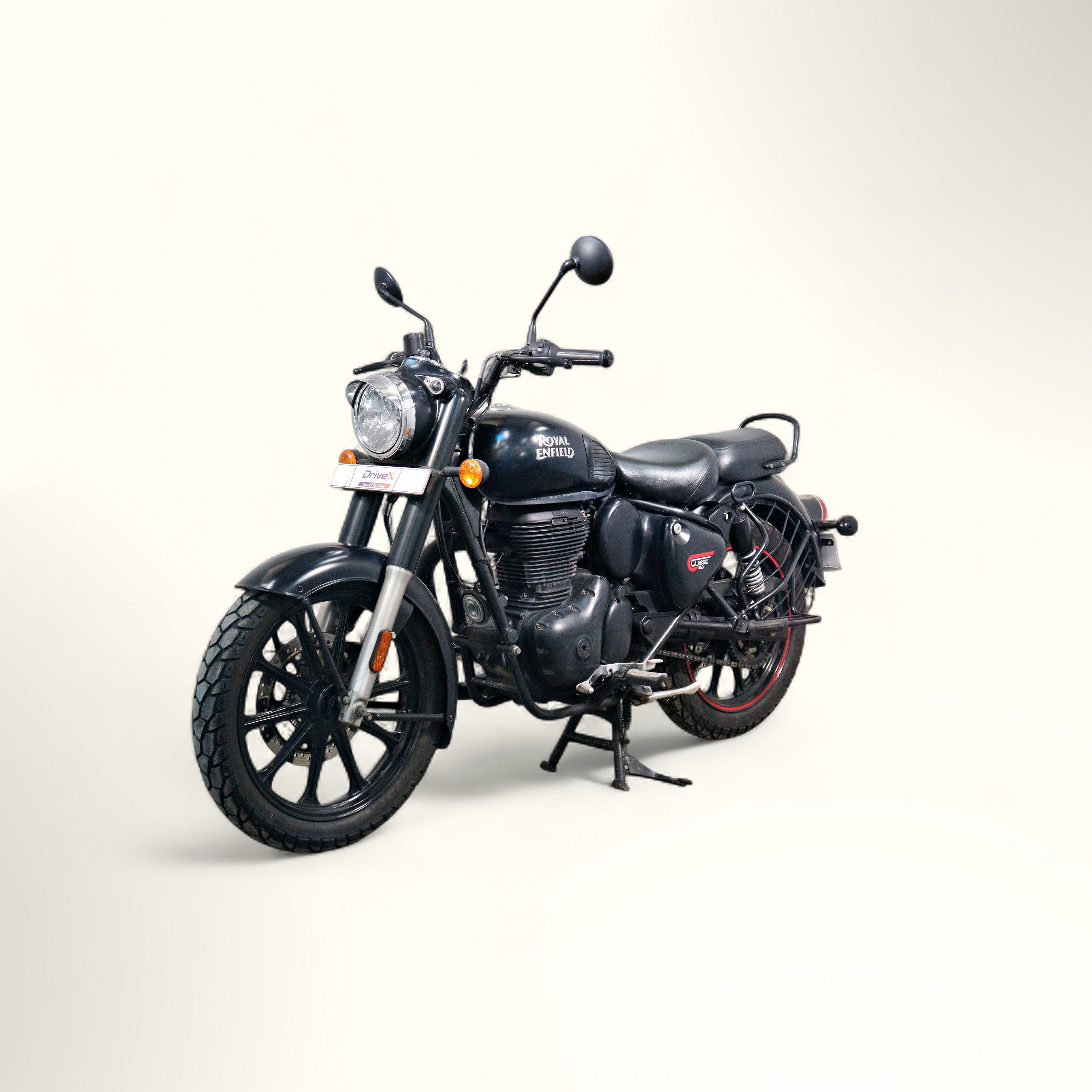 Royal Enfield Classic 350, 22,135 Kms - Pre-Owned Two Wheeler at DriveX
