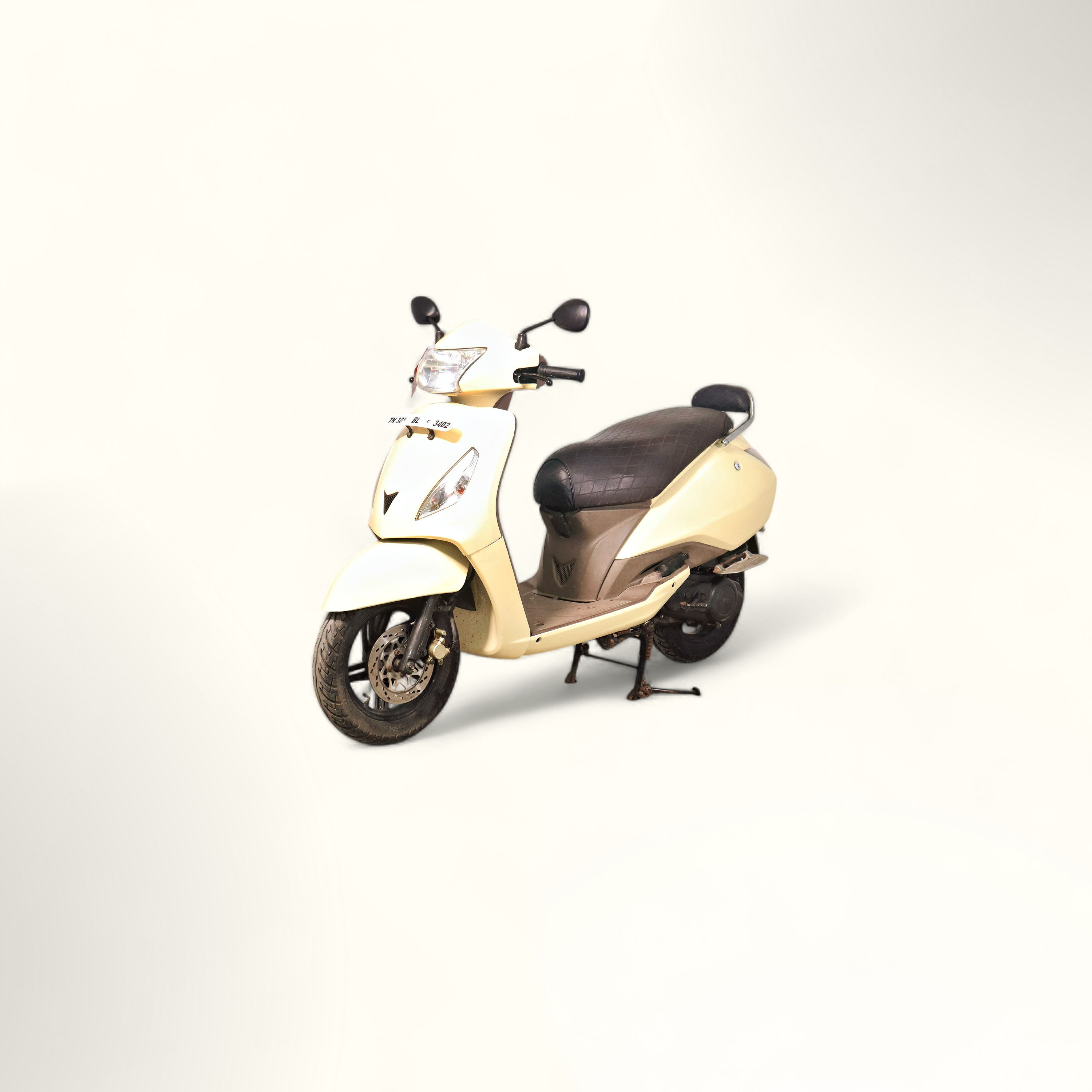 TVS Jupiter 110, 2,845 Kms - Pre-Owned Two Wheeler at DriveX