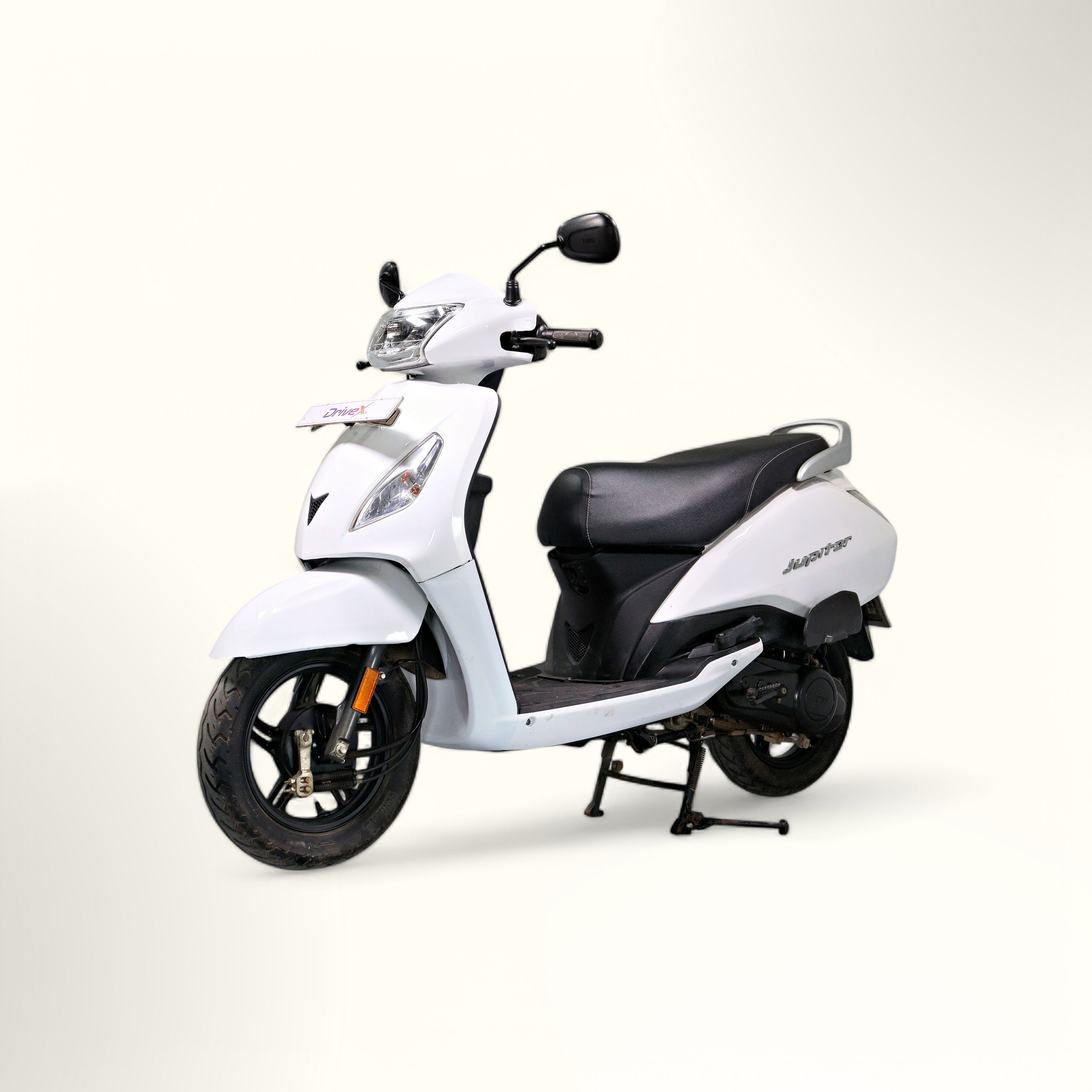 TVS Jupiter 110, 9,570 Kms - Pre-Owned Two Wheeler at DriveX