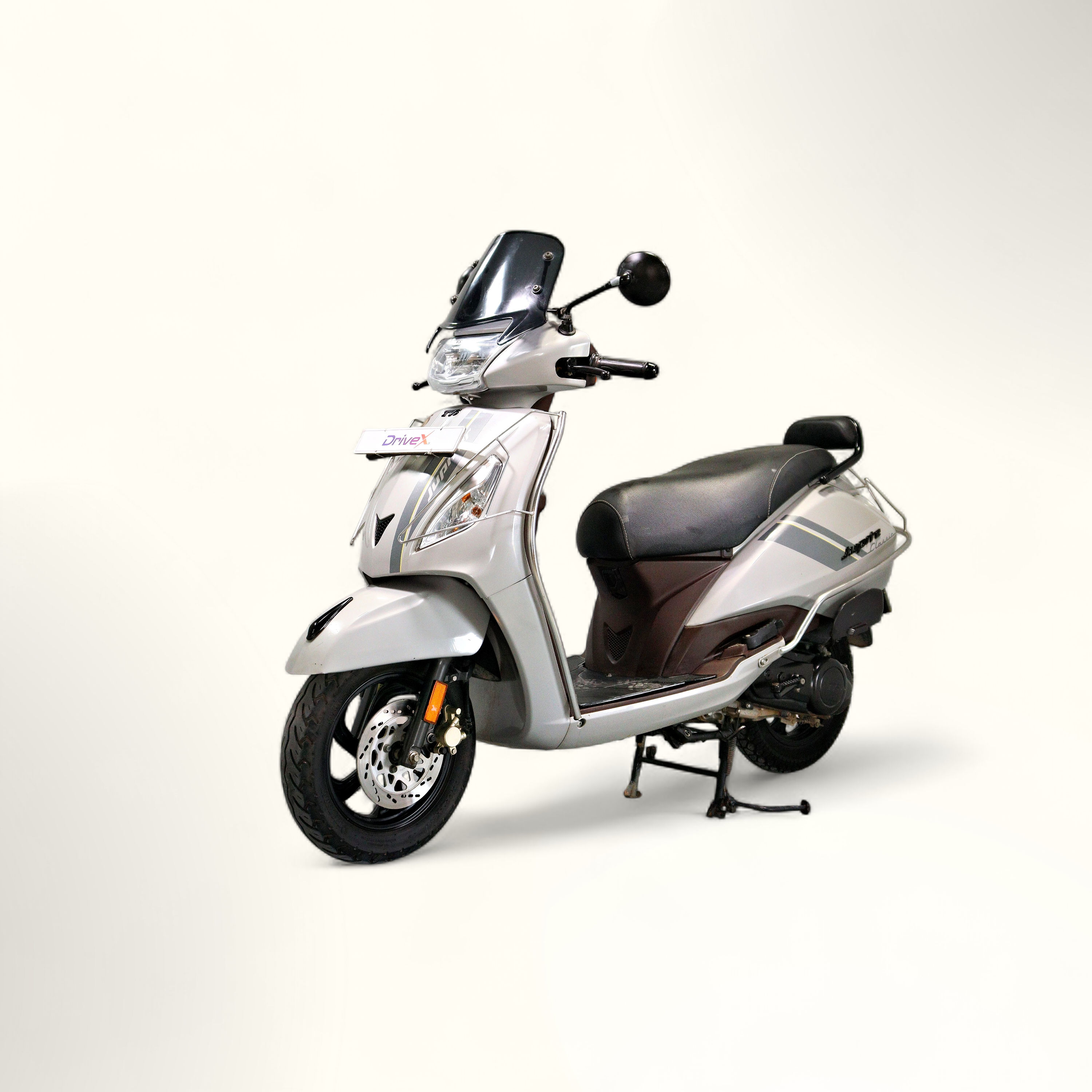 TVS Jupiter 110 Classic, 7,452 Kms - Pre-Owned Two Wheeler at DriveX