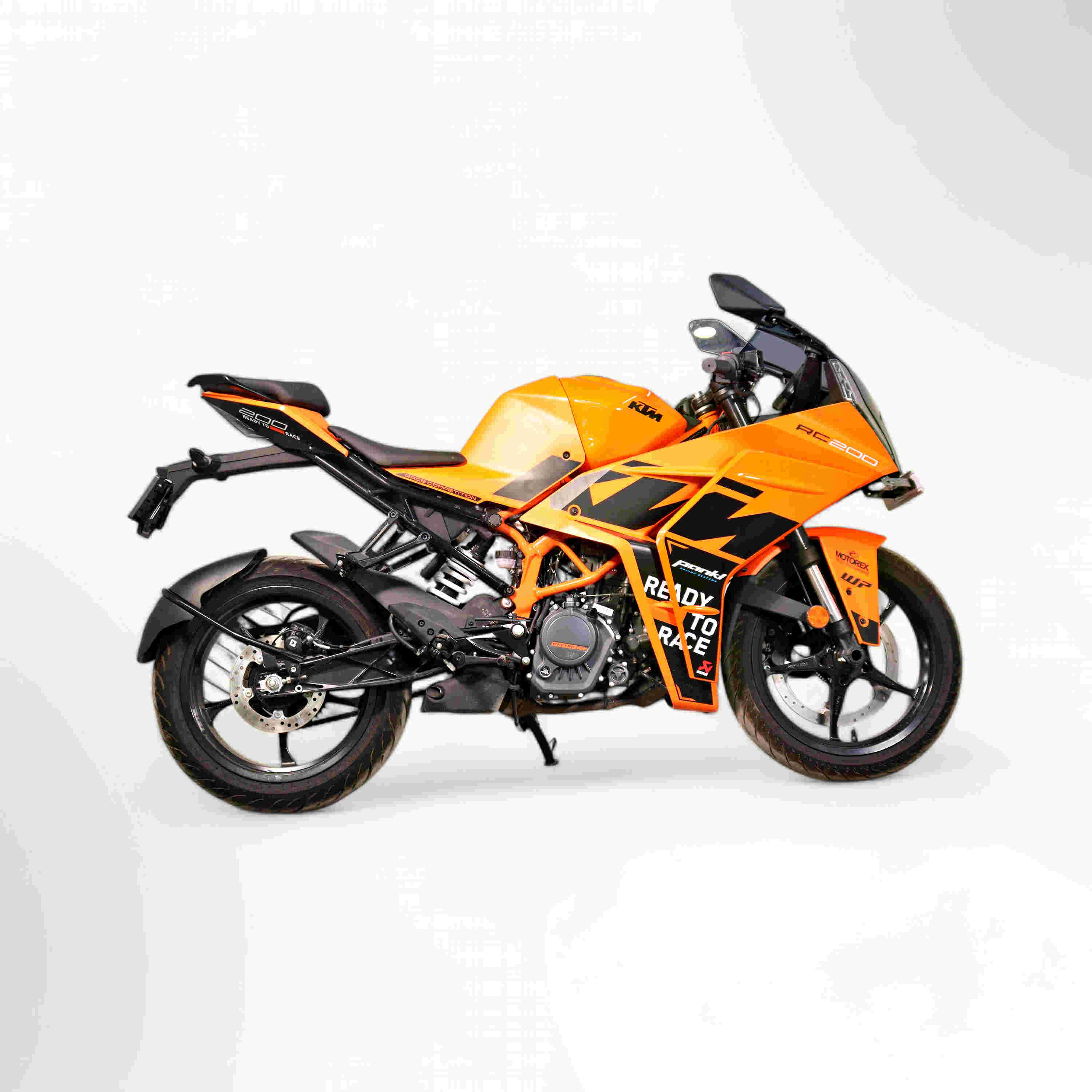 KTM RC 200, 573 Kms - Pre-Owned Two Wheeler at DriveX
