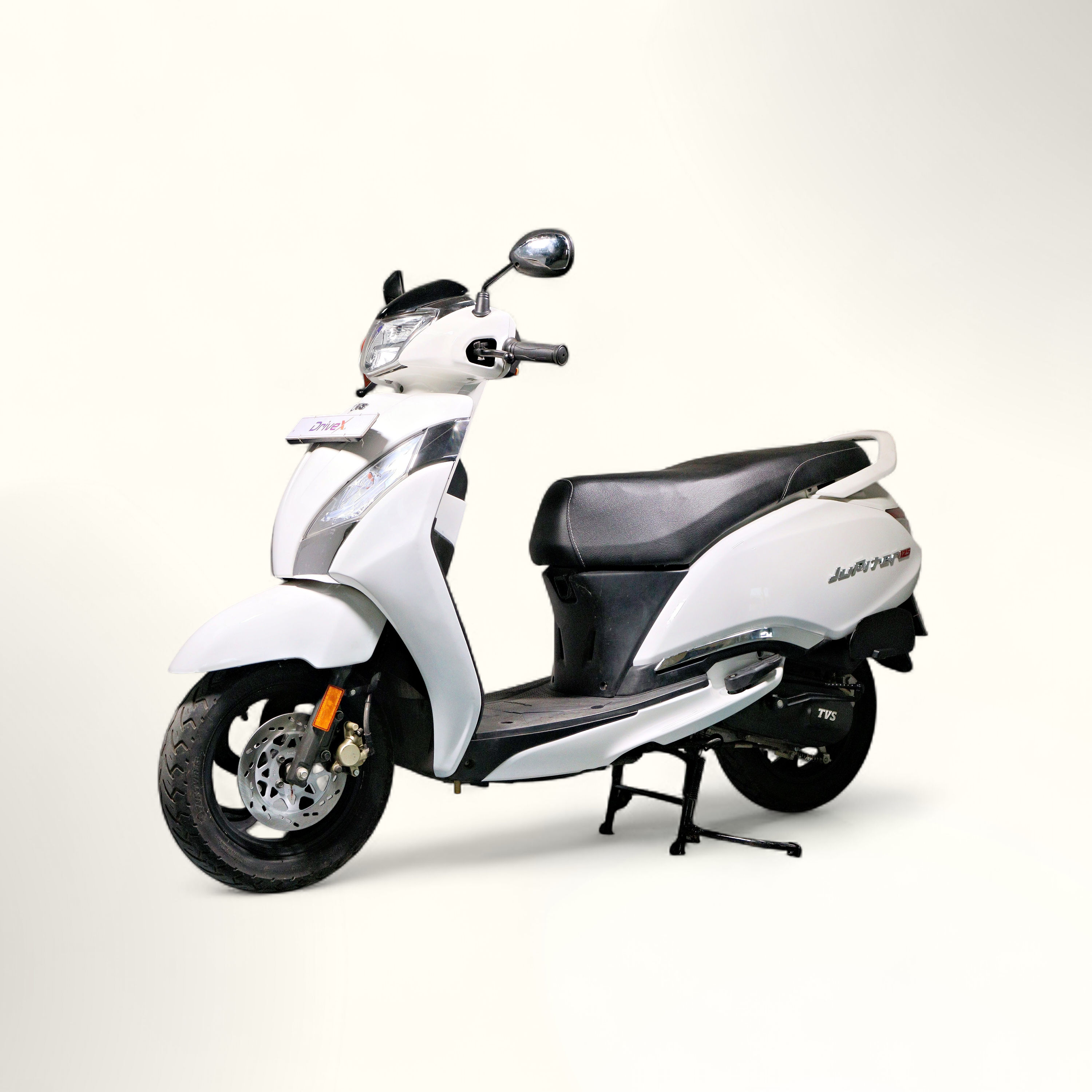 TVS Jupiter 125 Disc, 9,714 Kms - Pre-Owned Two Wheeler at DriveX