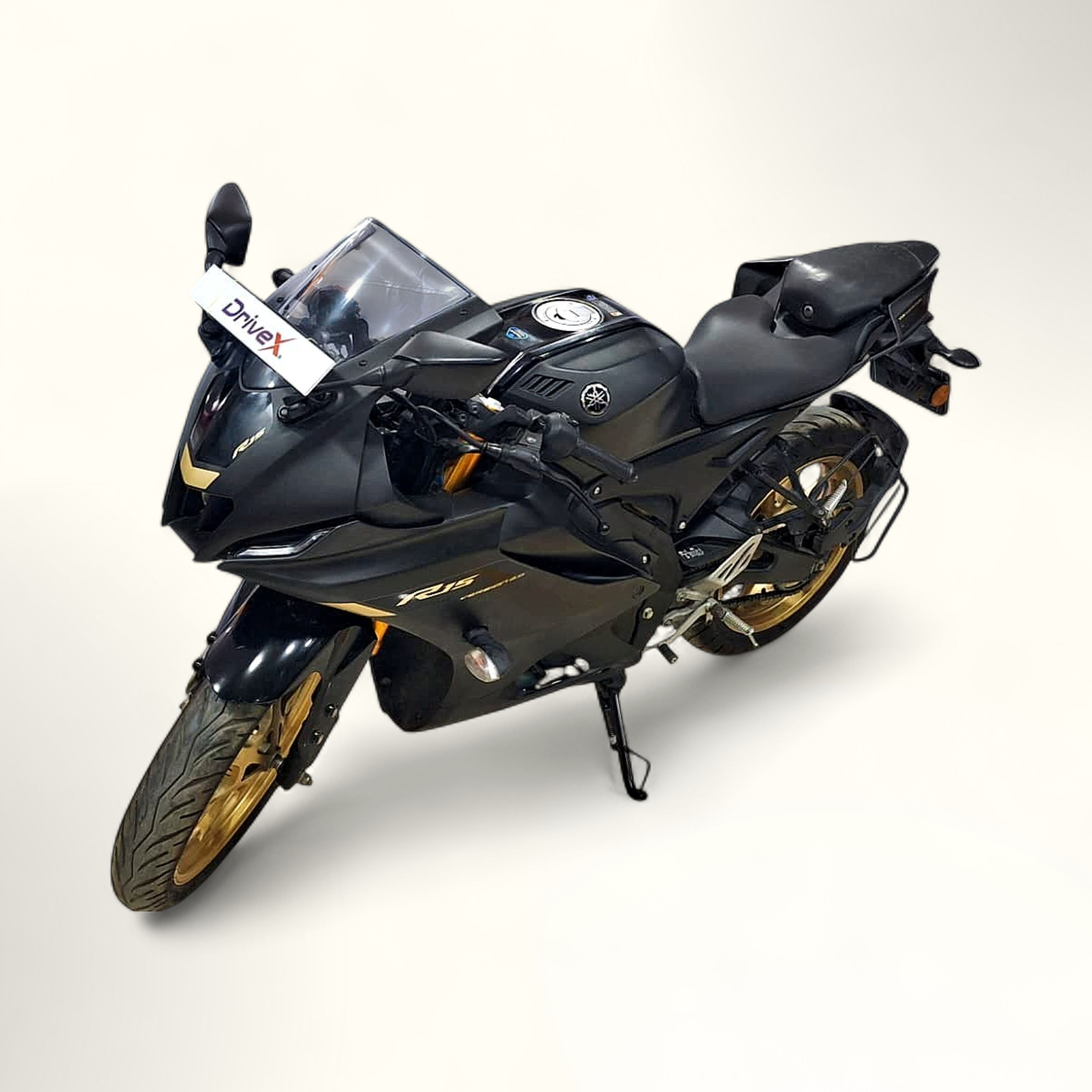 Yamaha YZF R15, 8,499 Kms - Pre-Owned Two Wheeler at DriveX