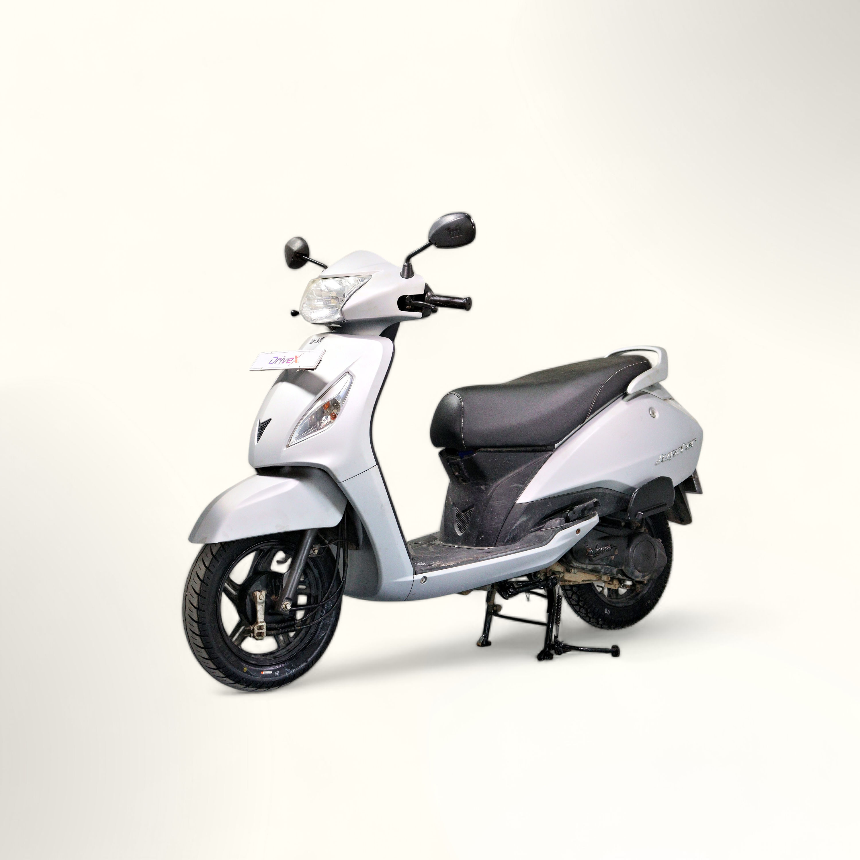 TVS Jupiter 110 BS6, 9,670 Kms - Pre-Owned Two Wheeler at DriveX