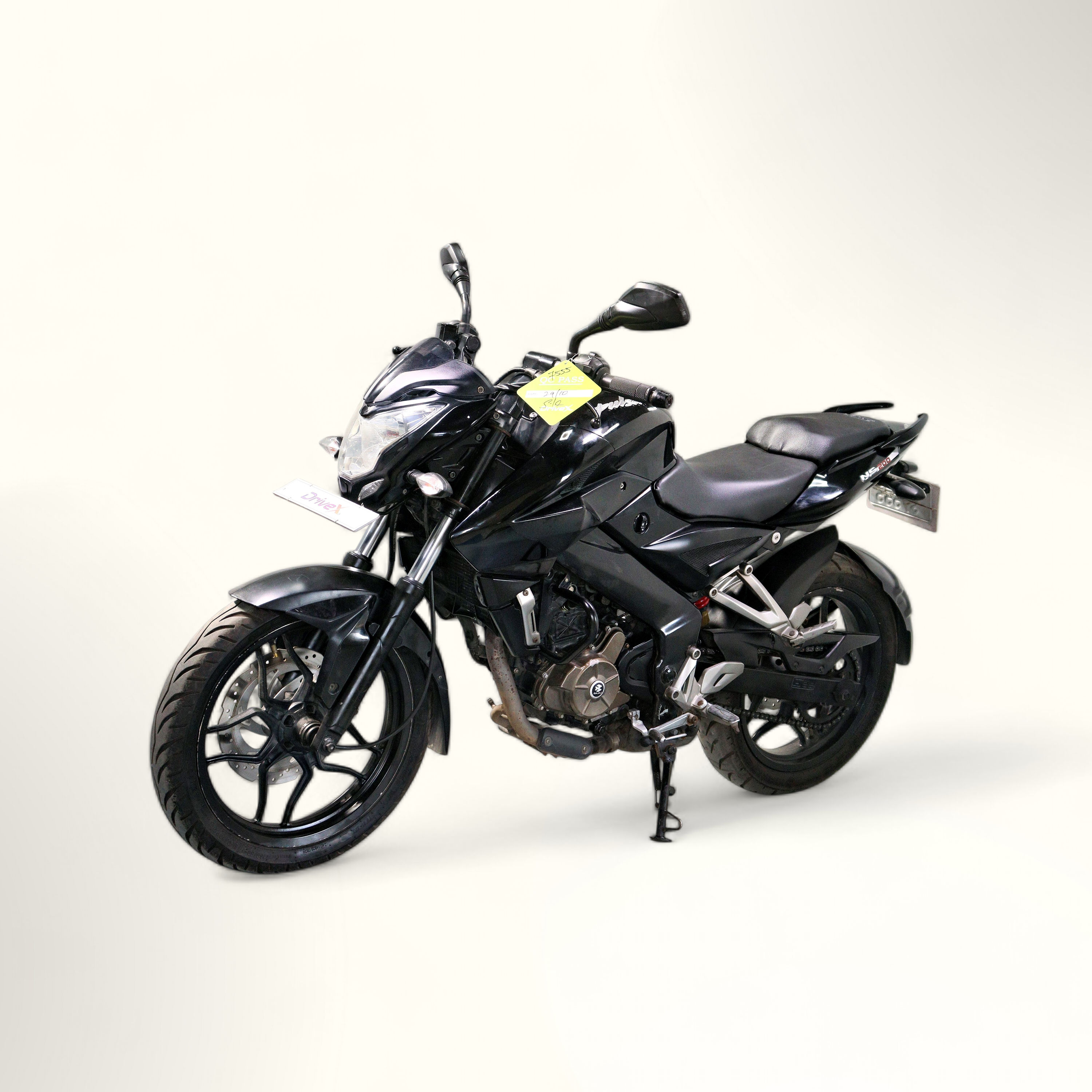 Bajaj Pulsar NS 200, 3,828 Kms - Pre-Owned Two Wheeler at DriveX
