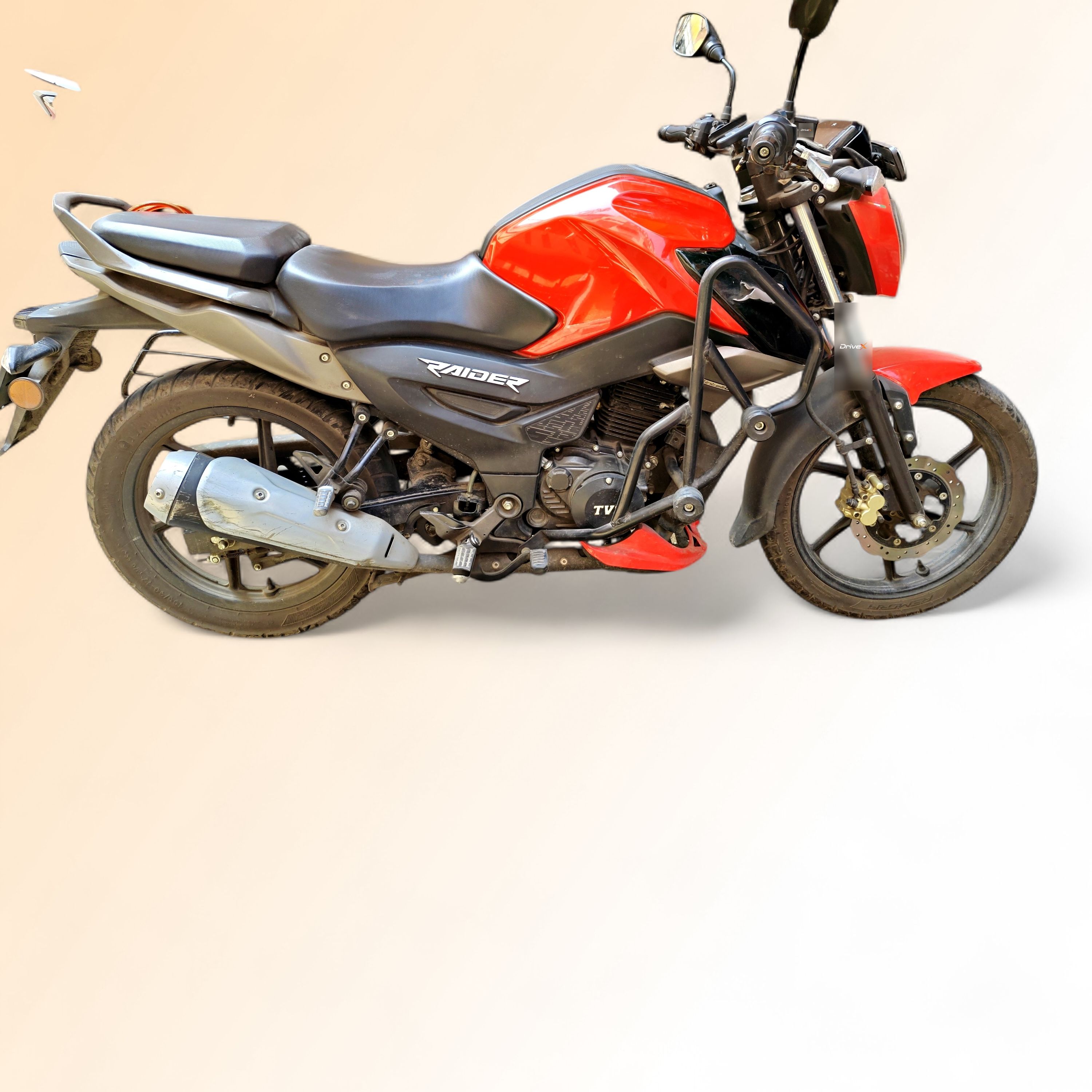TVS Raider 125 Disc, 15,000 Kms - Pre-Owned Two Wheeler at DriveX