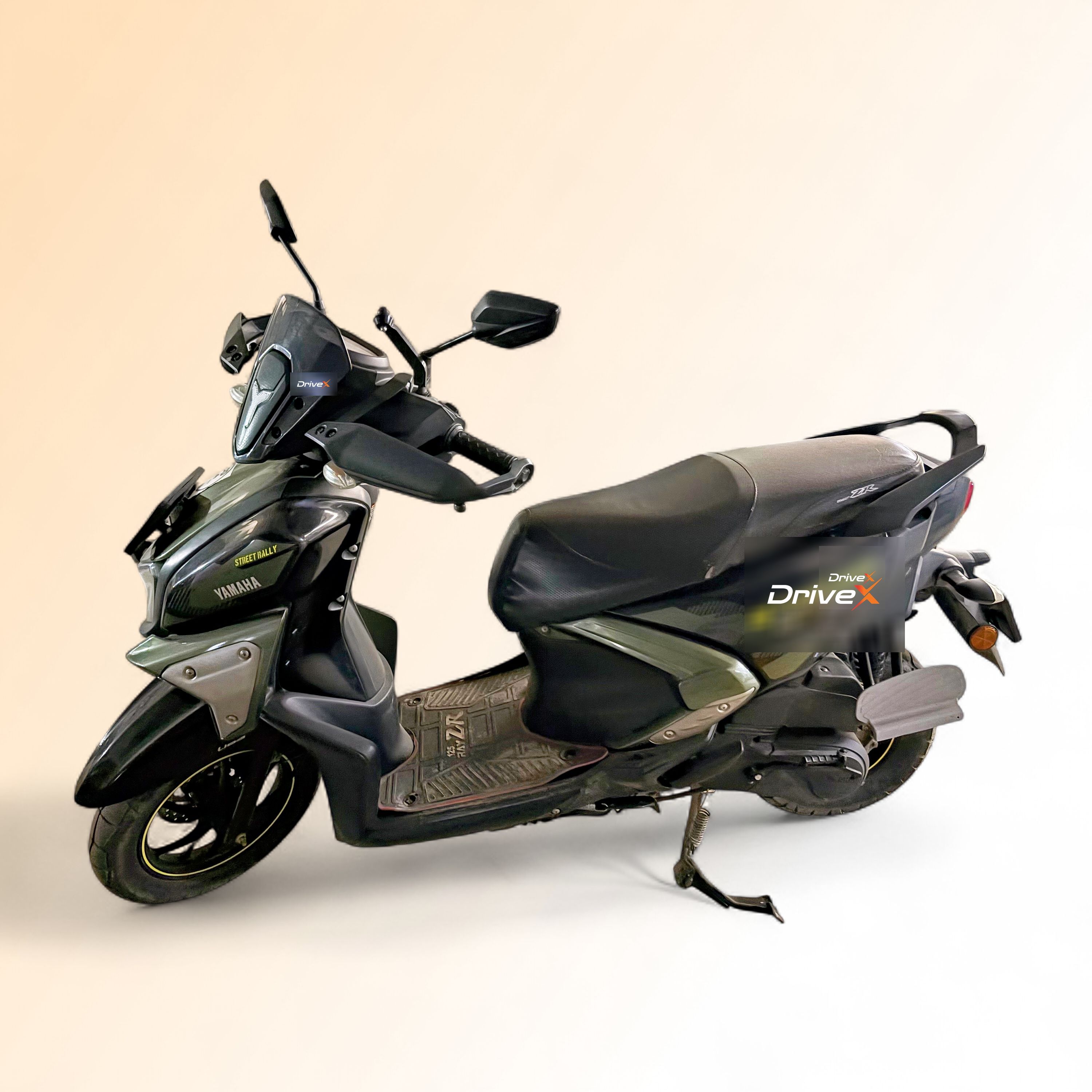 Yamaha Cygnus Ray ZR 125 Street Rally, 11,800 Kms - Pre-Owned Two ...