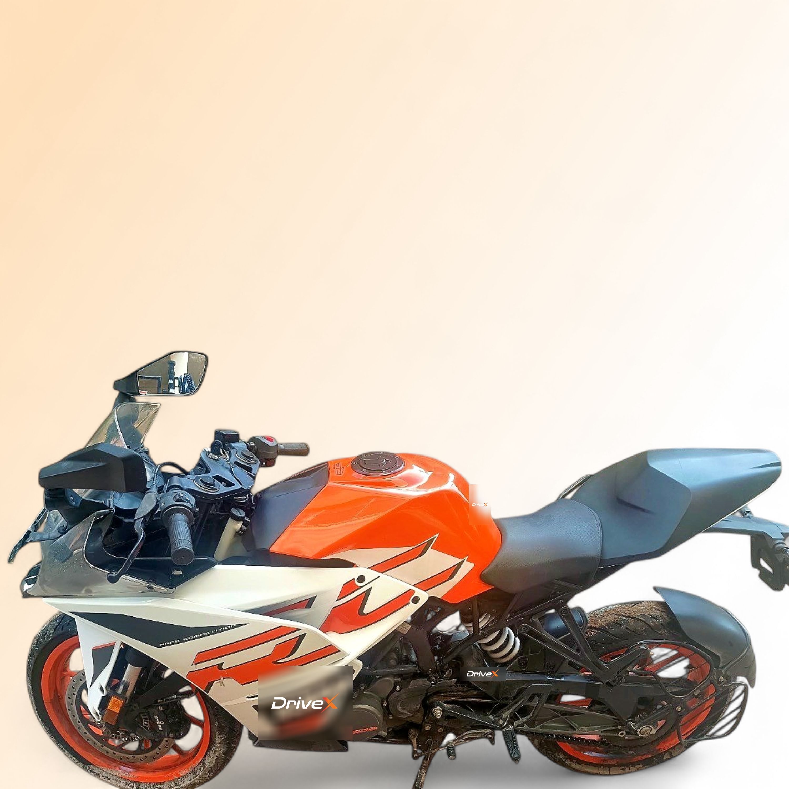 KTM RC 125 BS6, 8,500 Kms - Pre-Owned Two Wheeler at DriveX
