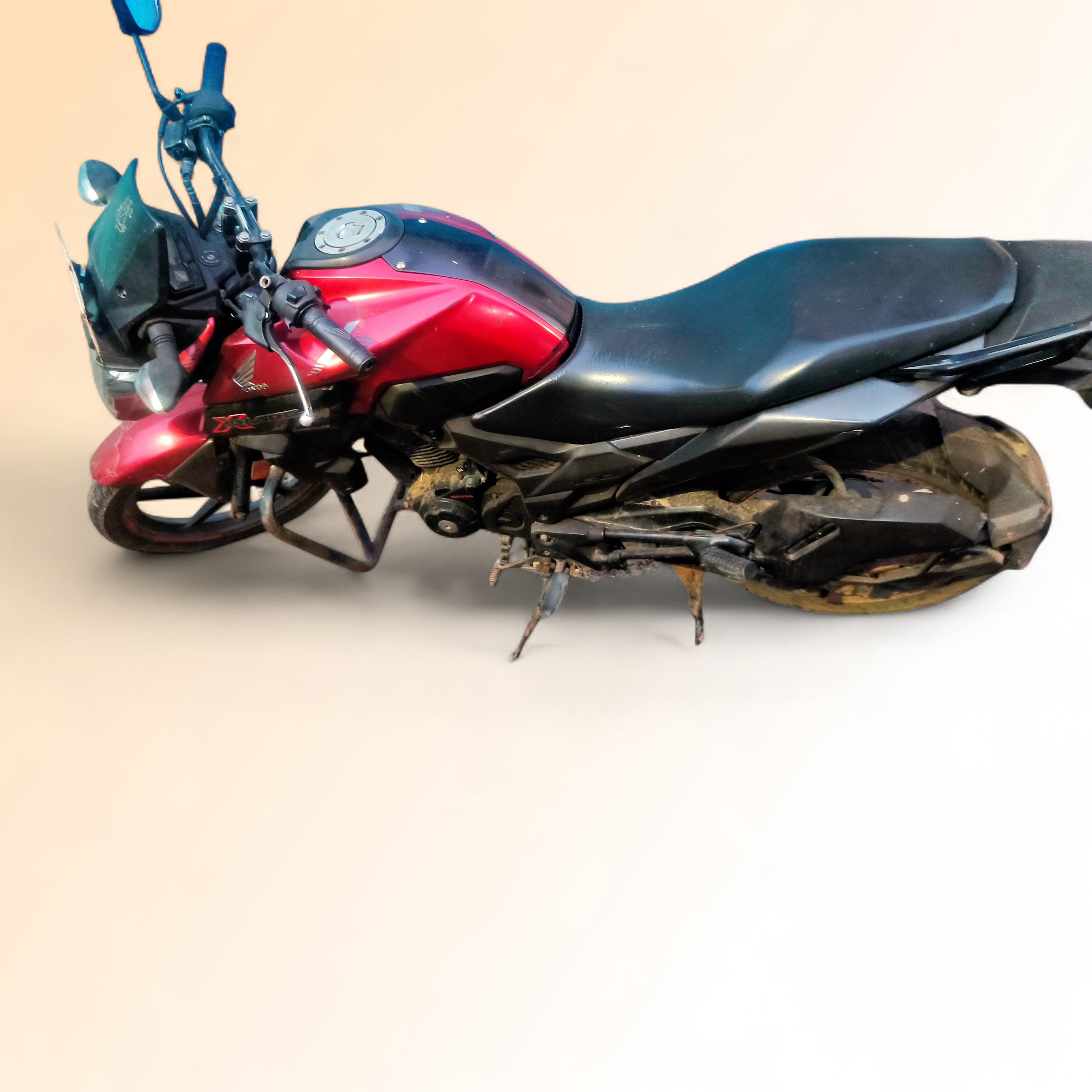 Honda X Blade 160, 53,000 Kms - Pre-Owned Two Wheeler at DriveX